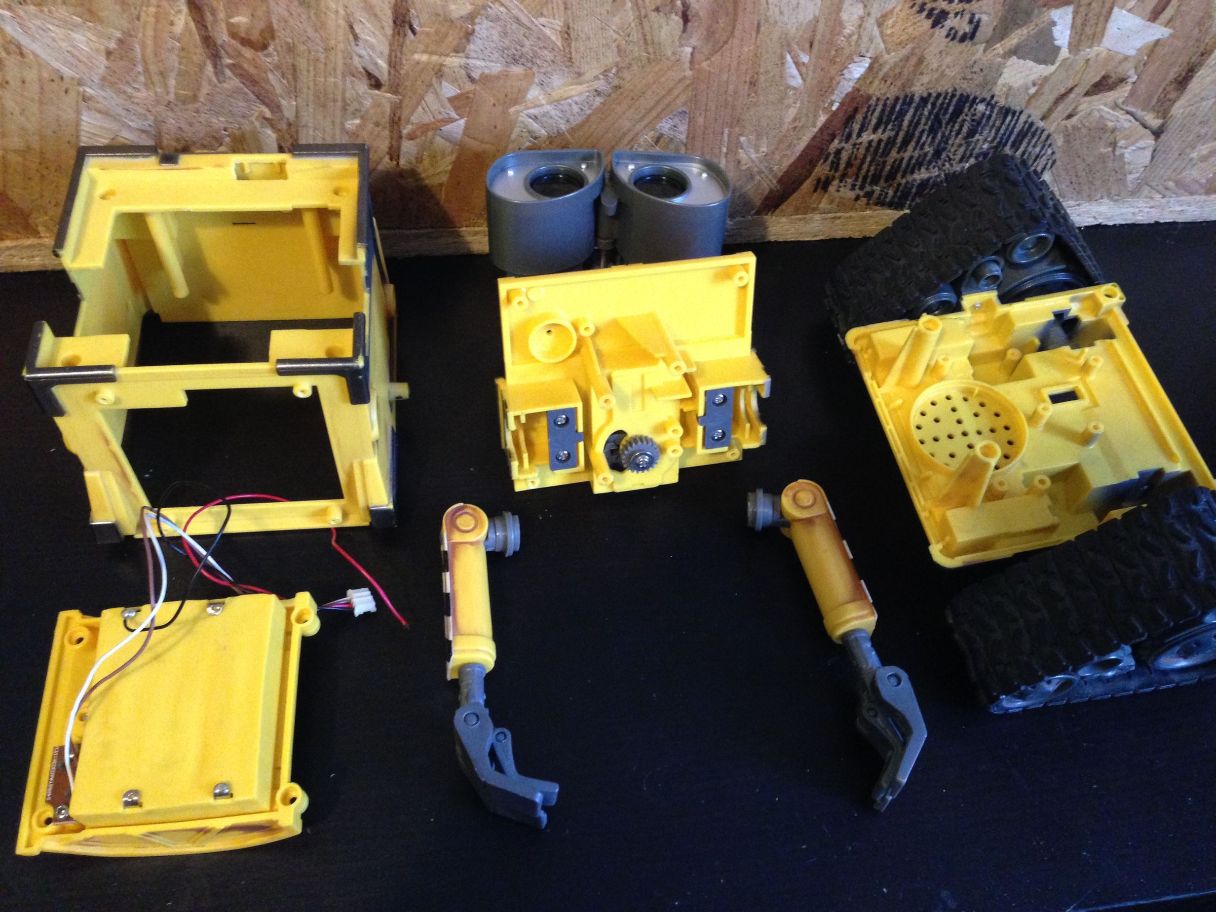 Spark-e - a Spark Core + Touch OSC Controlled Wall-e Toy Robot ...
