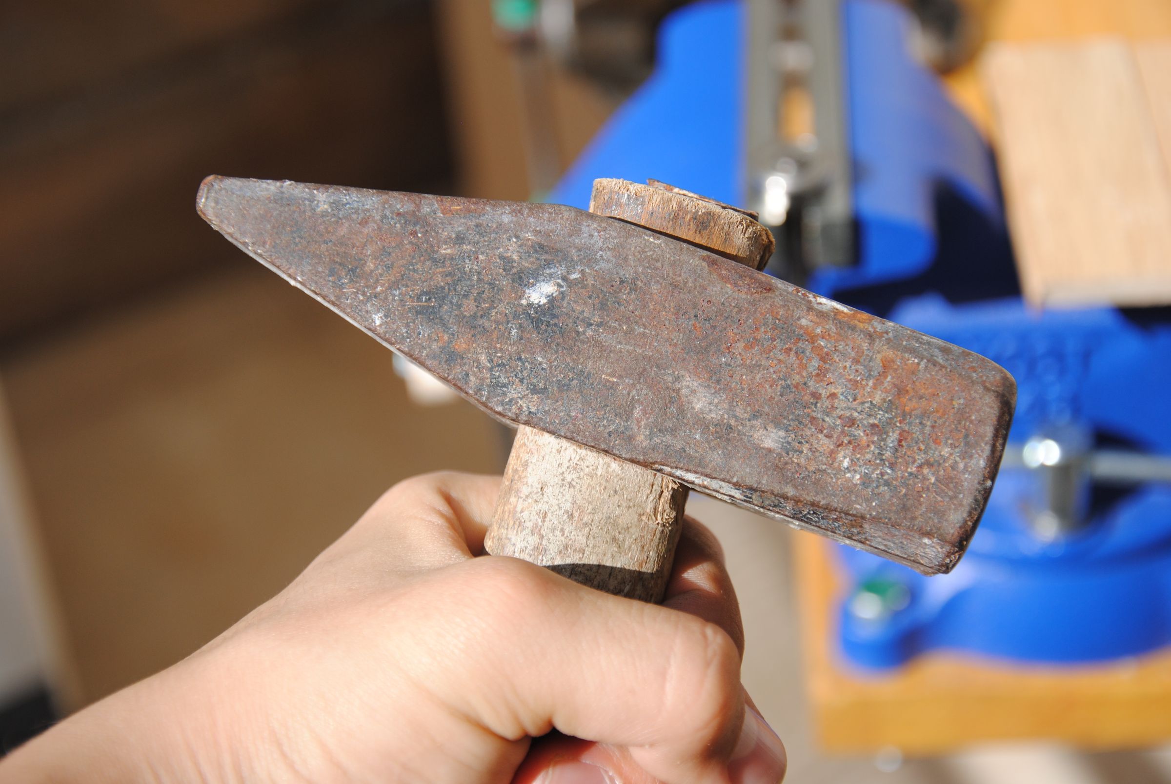 10 MORE Bench Vise Tips, Tricks, & Hacks (Part 2) : 11 Steps (with ...