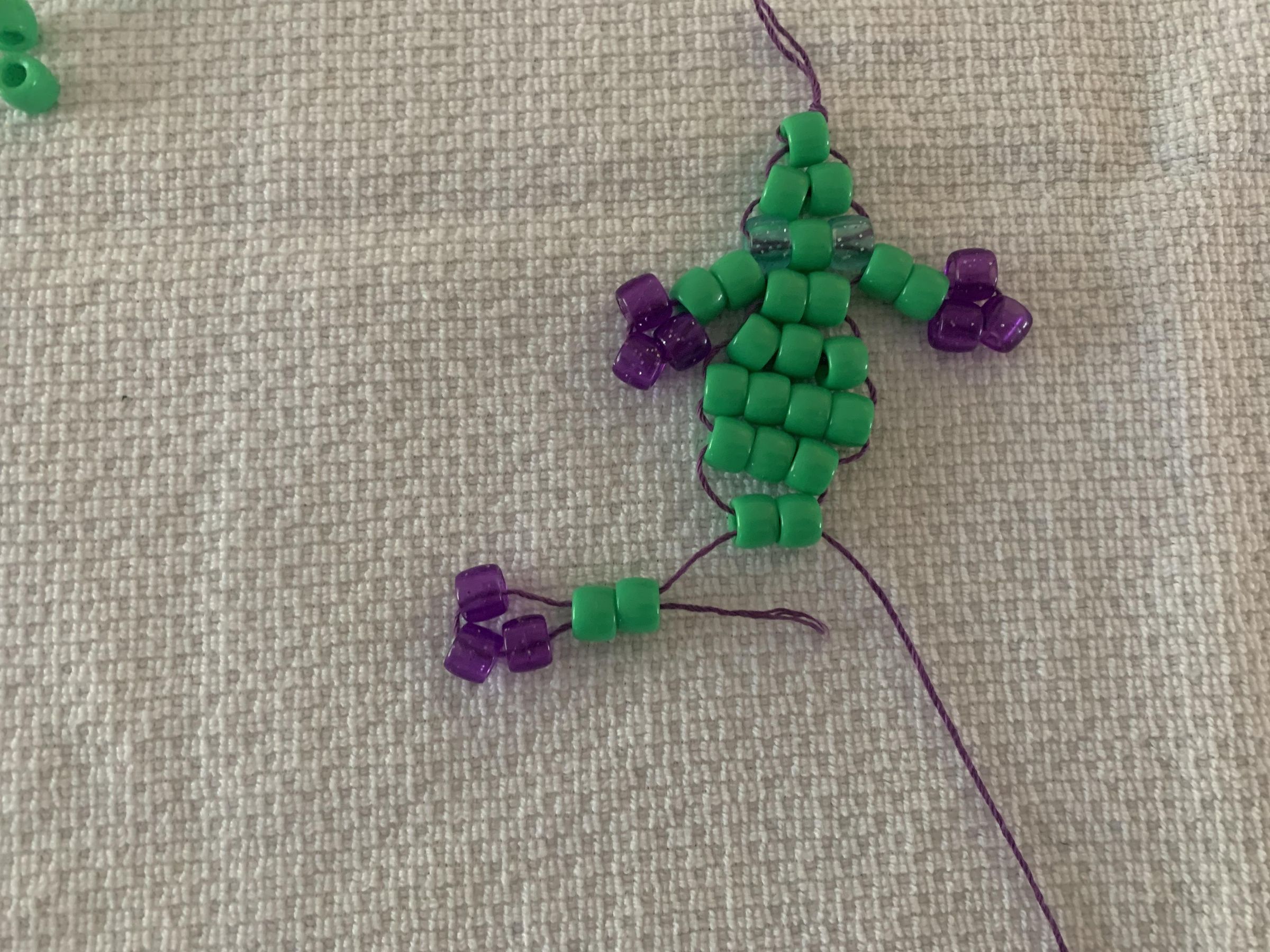 Pony Bead Lizard : 6 Steps (with Pictures) - Instructables