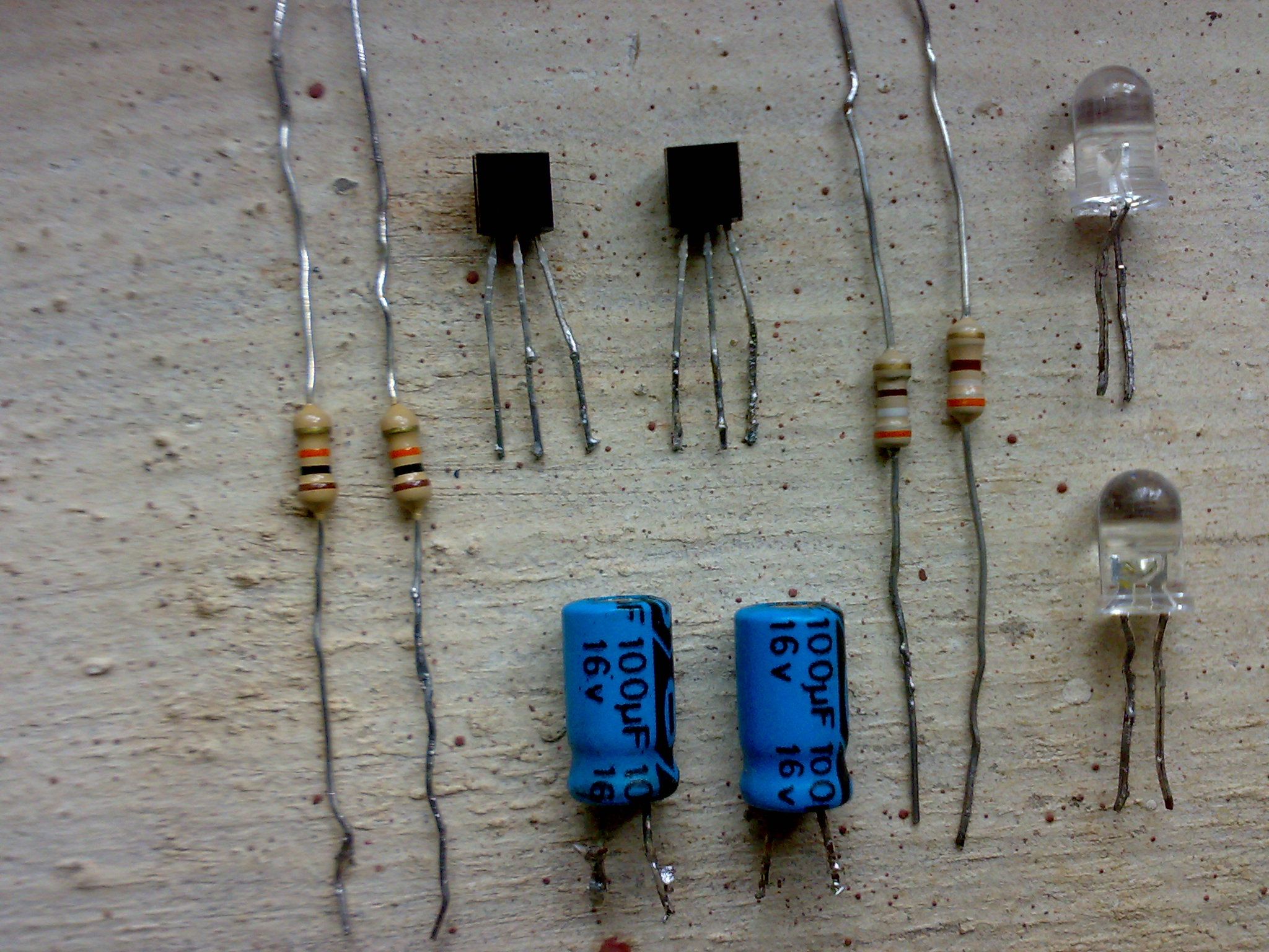 Flip Flop LED Circuit : 3 Steps (with Pictures) - Instructables