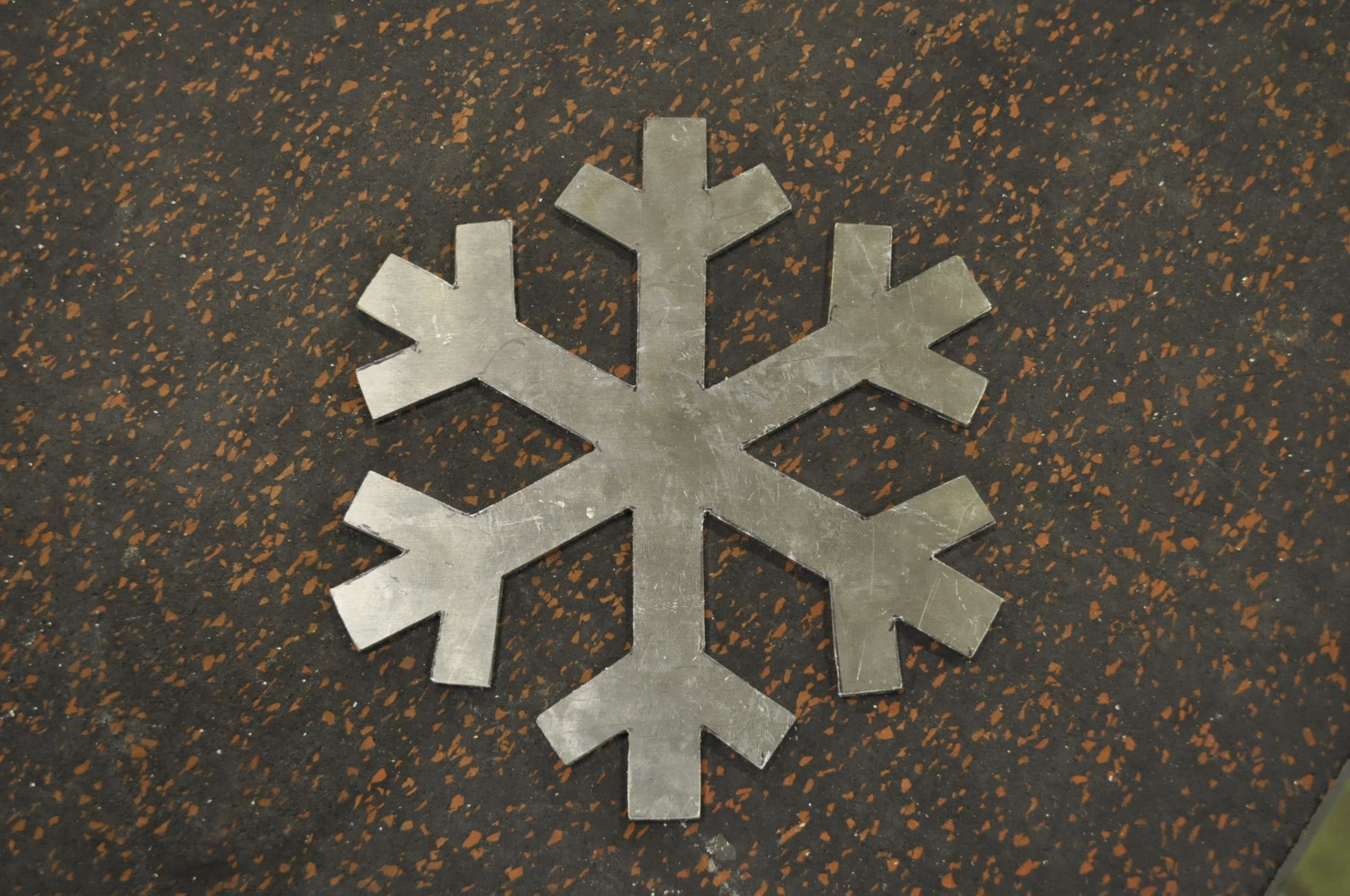 How to Make a Metal Snowflake : 9 Steps (with Pictures) - Instructables