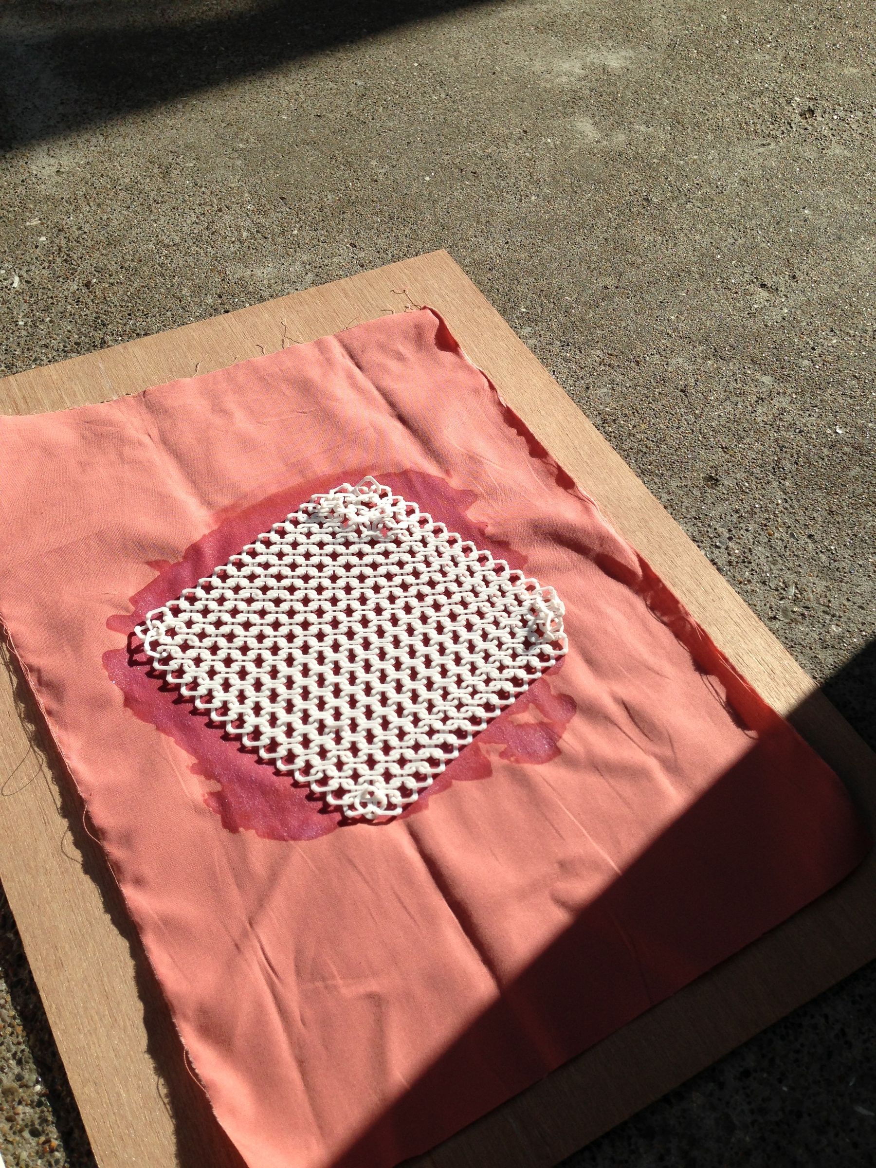 Lumi - Photochromic Dye : 8 Steps - Instructables