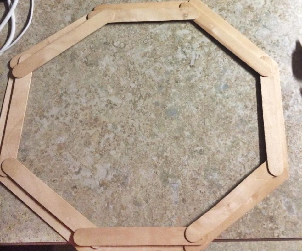 How to Make a Popsicle Stick Picture Frame : 10 Steps - Instructables
