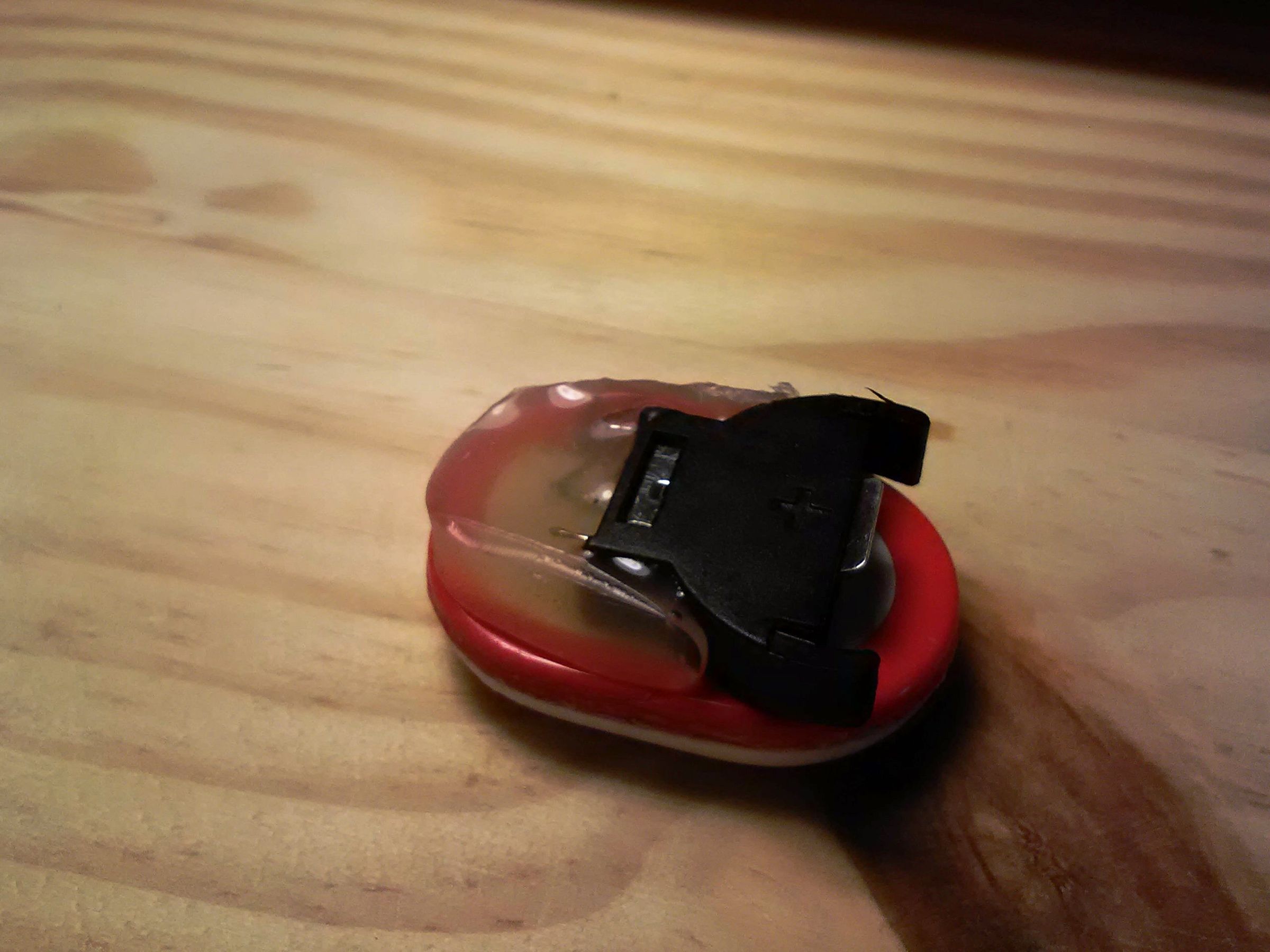 Replace Battery in Nike+ Sensor : 5 Steps - Instructables