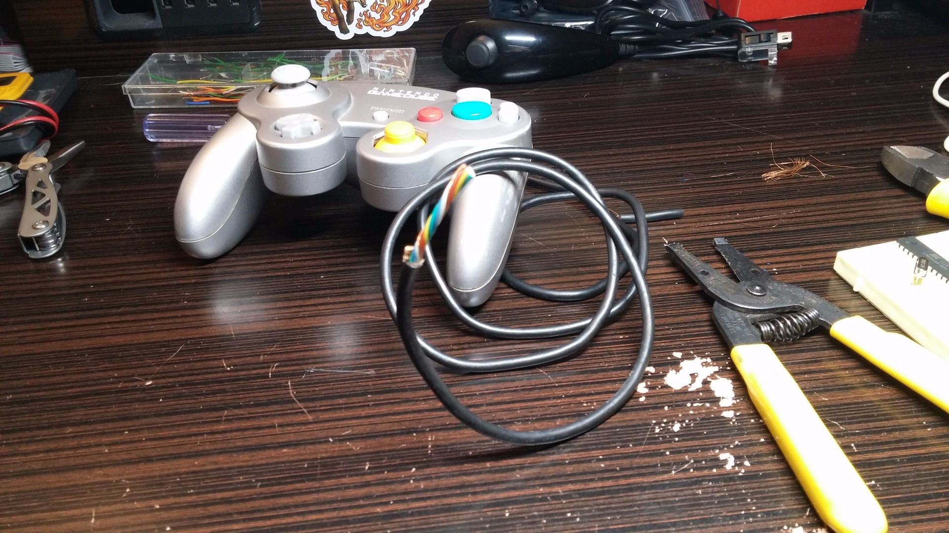 Gamecube Controller to Wiimote : 8 Steps (with Pictures) - Instructables