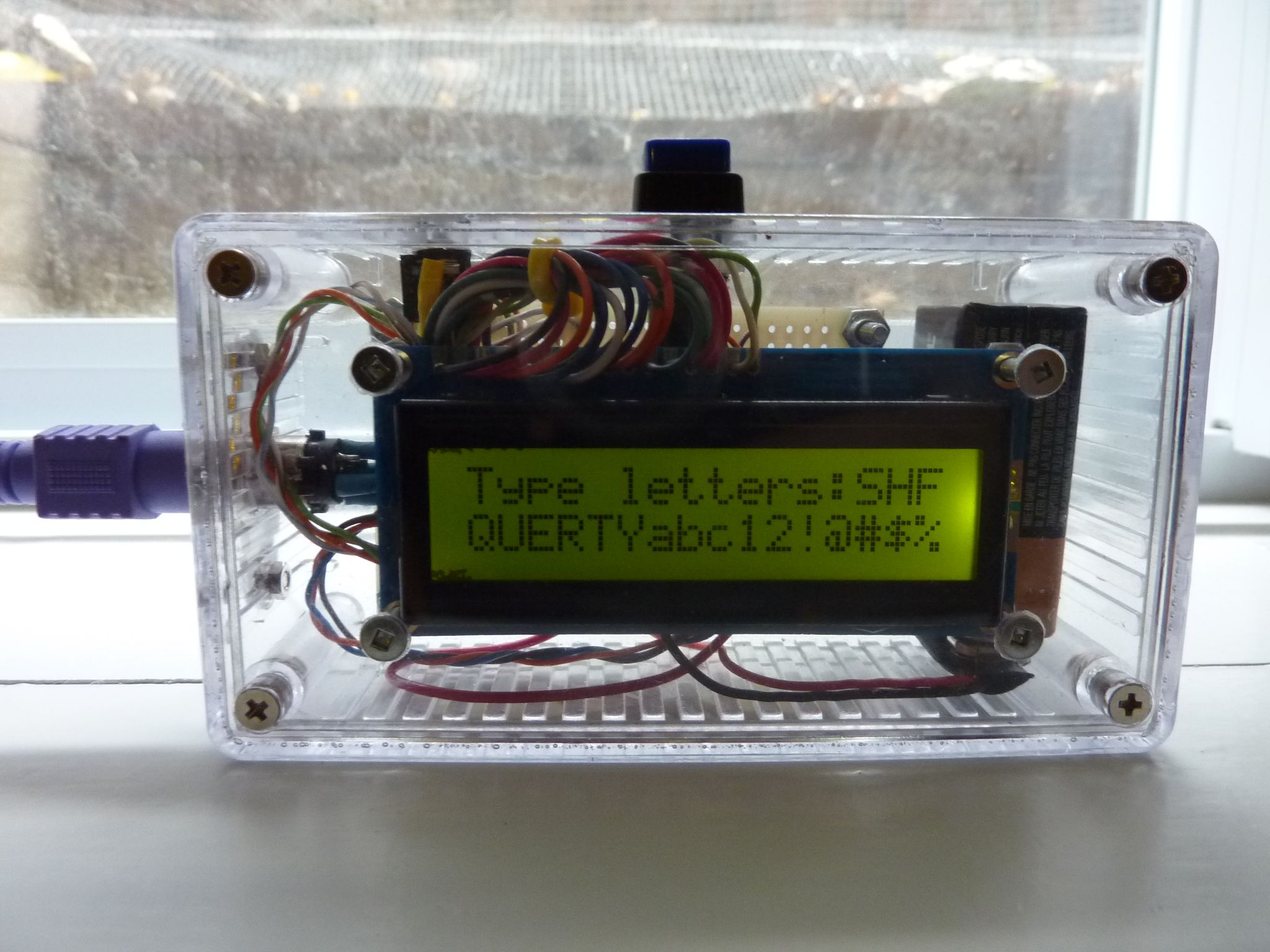 PICAXE - Interface a PS2 Keyboard With an LCD : 6 Steps (with Pictures ...