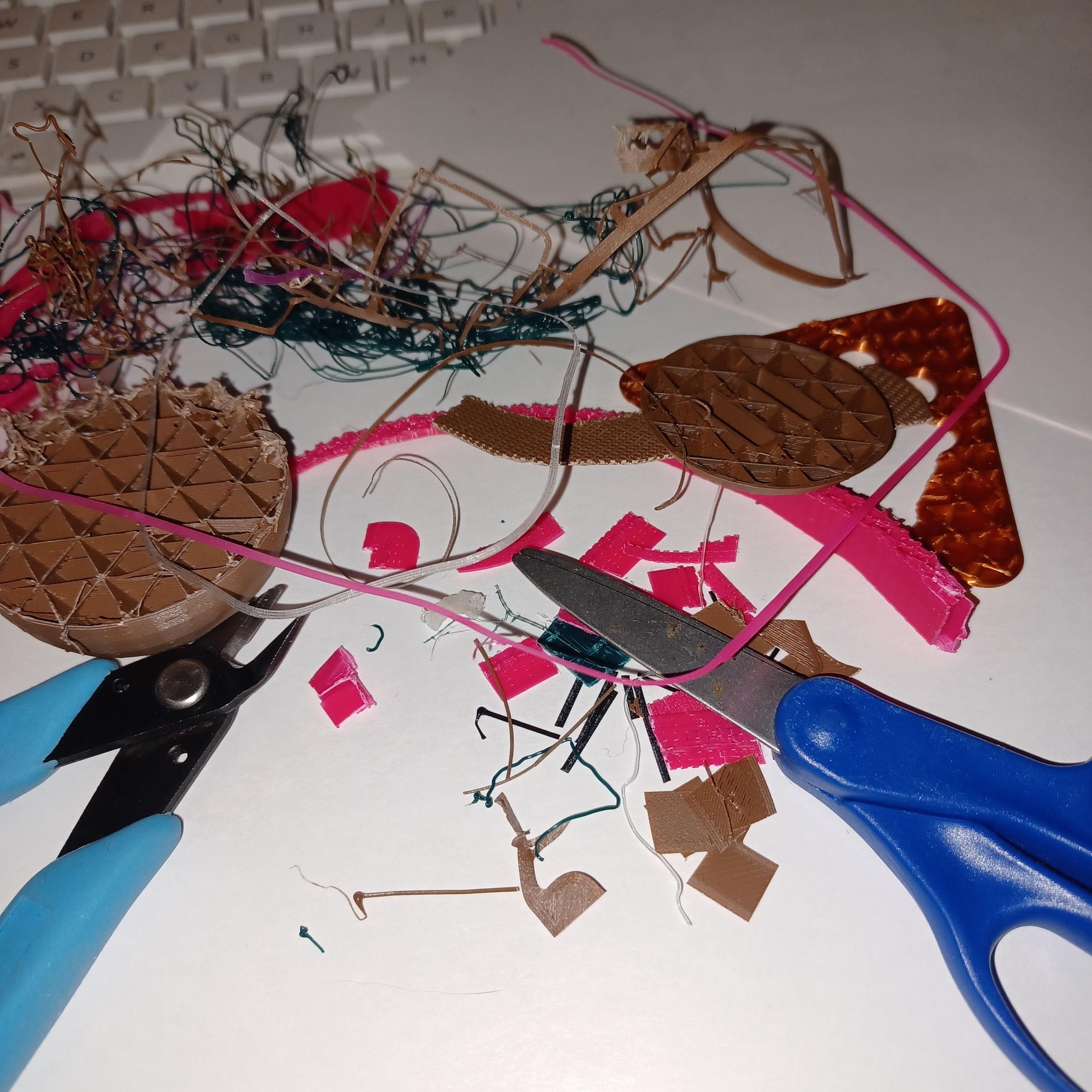 Ornaments From 3D Filament Scraps : 4 Steps - Instructables