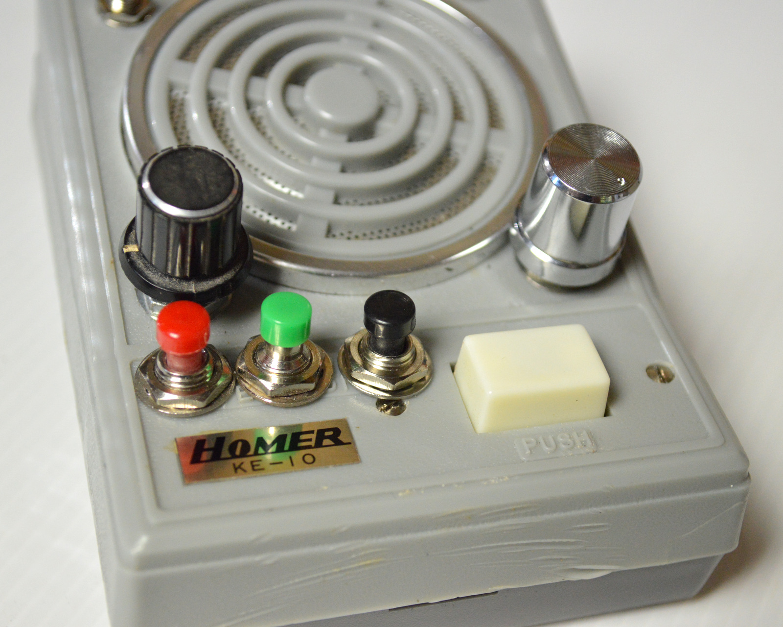 Sound Bending Machine - Intro to Circuit Bending : 9 Steps (with Pictures) - Instructables