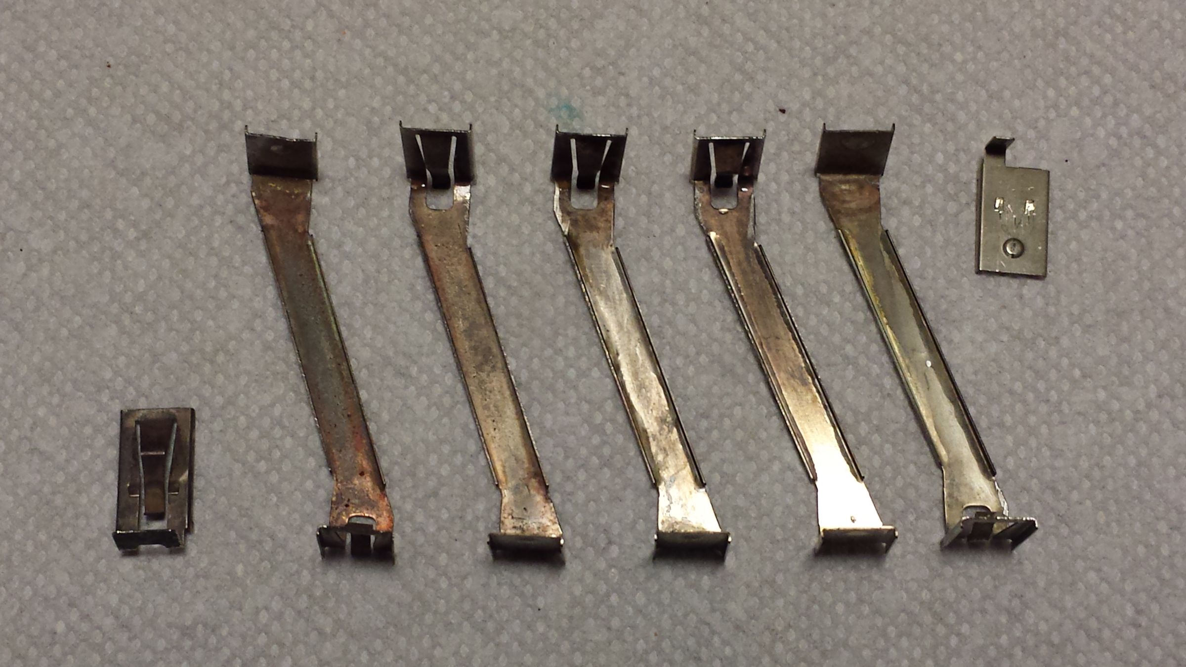 Restoring Corroded Battery Contacts : 7 Steps (with Pictures ...