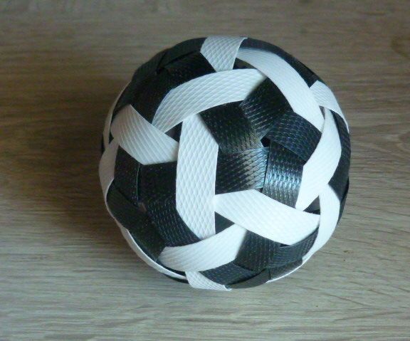 Starball - a 16 Strip Woven Ball : 15 Steps (with Pictures) - Instructables