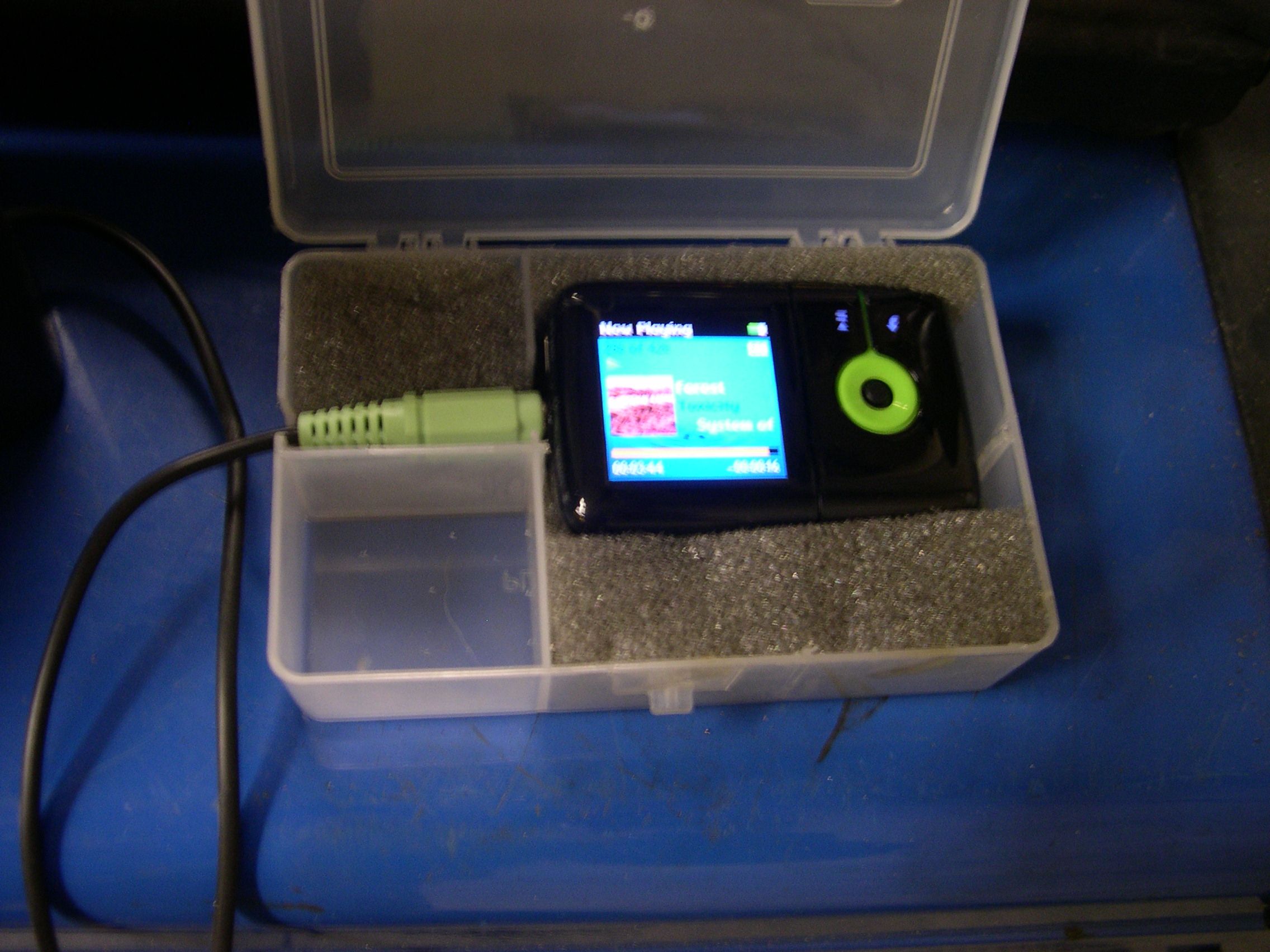 Hostile Environment Mp3 Case : 9 Steps - Instructables