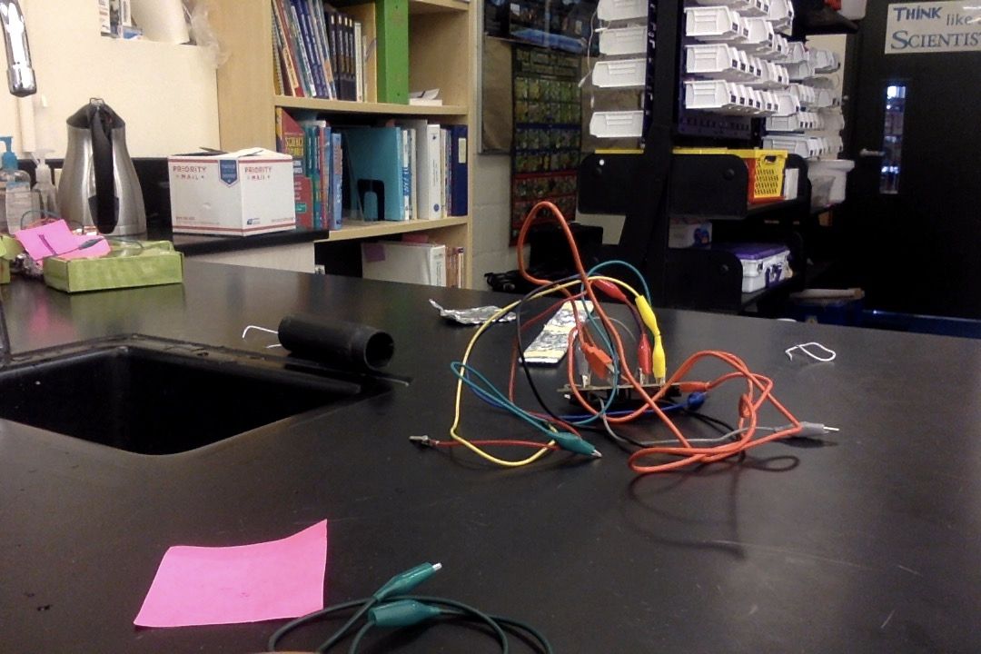 Epic Makey-makey Water Piano : 4 Steps - Instructables