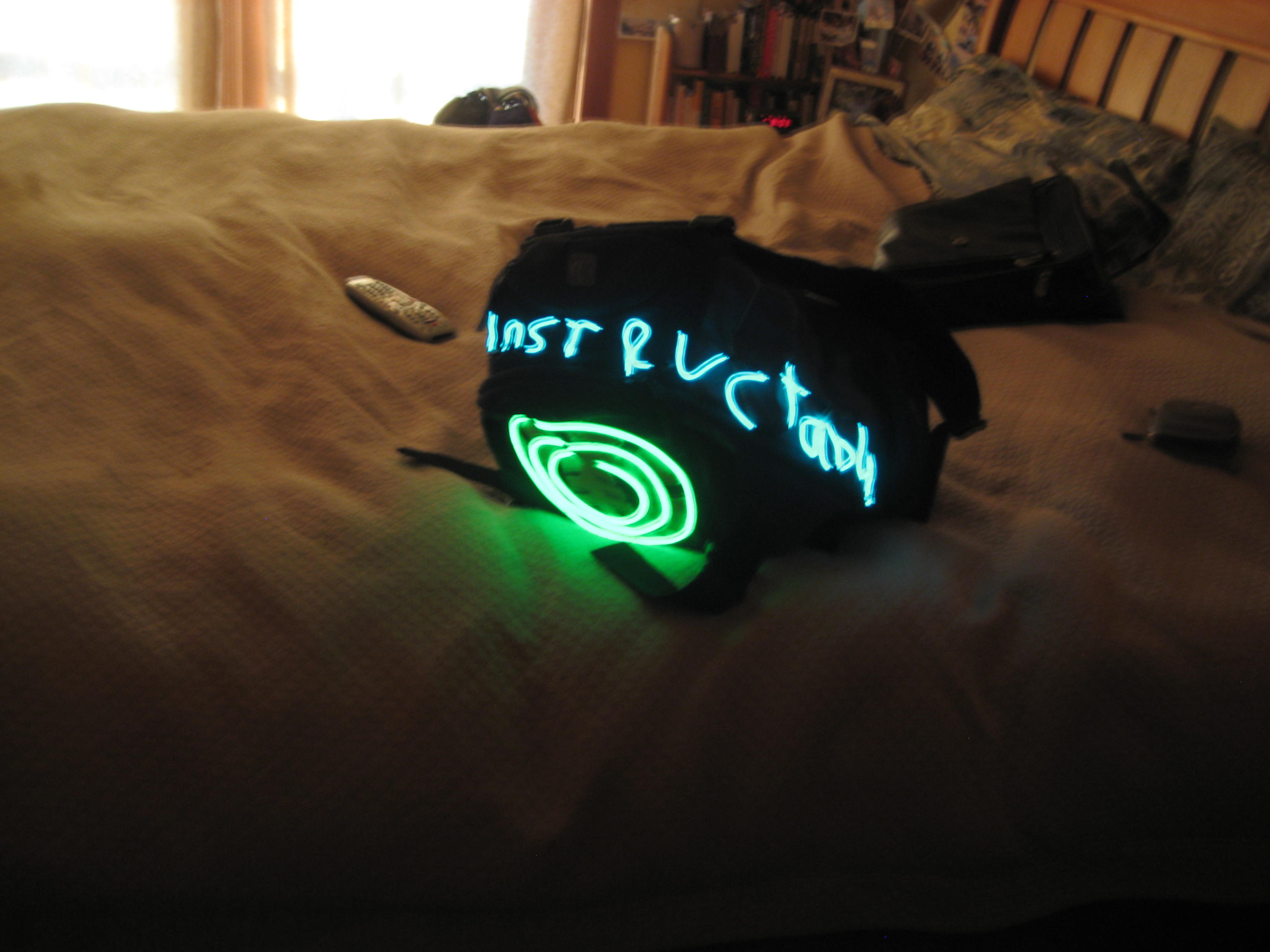 El Wire Backpack! : 4 Steps (with Pictures) - Instructables