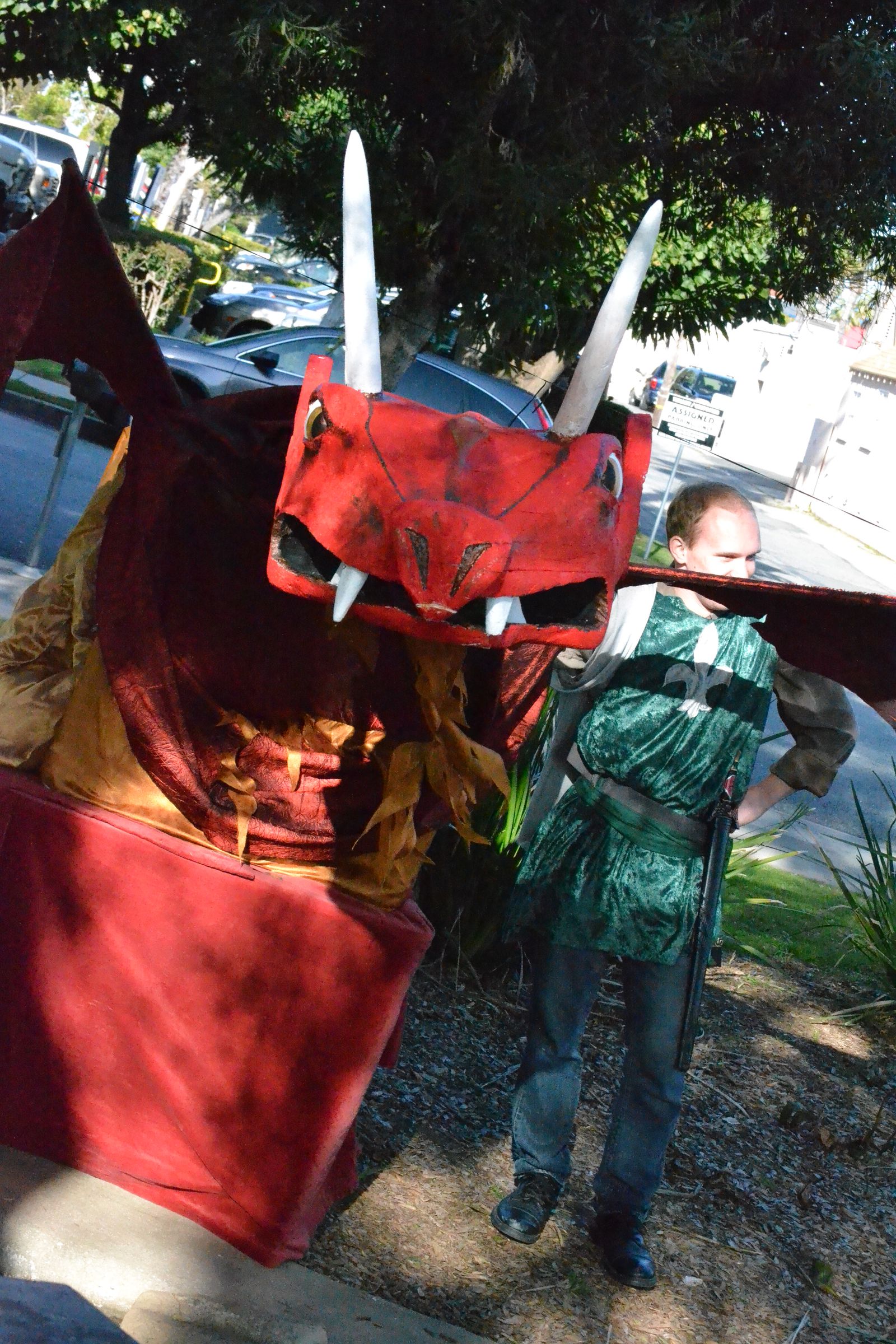 Giant Armature Dragon Puppet : 8 Steps (with Pictures) - Instructables