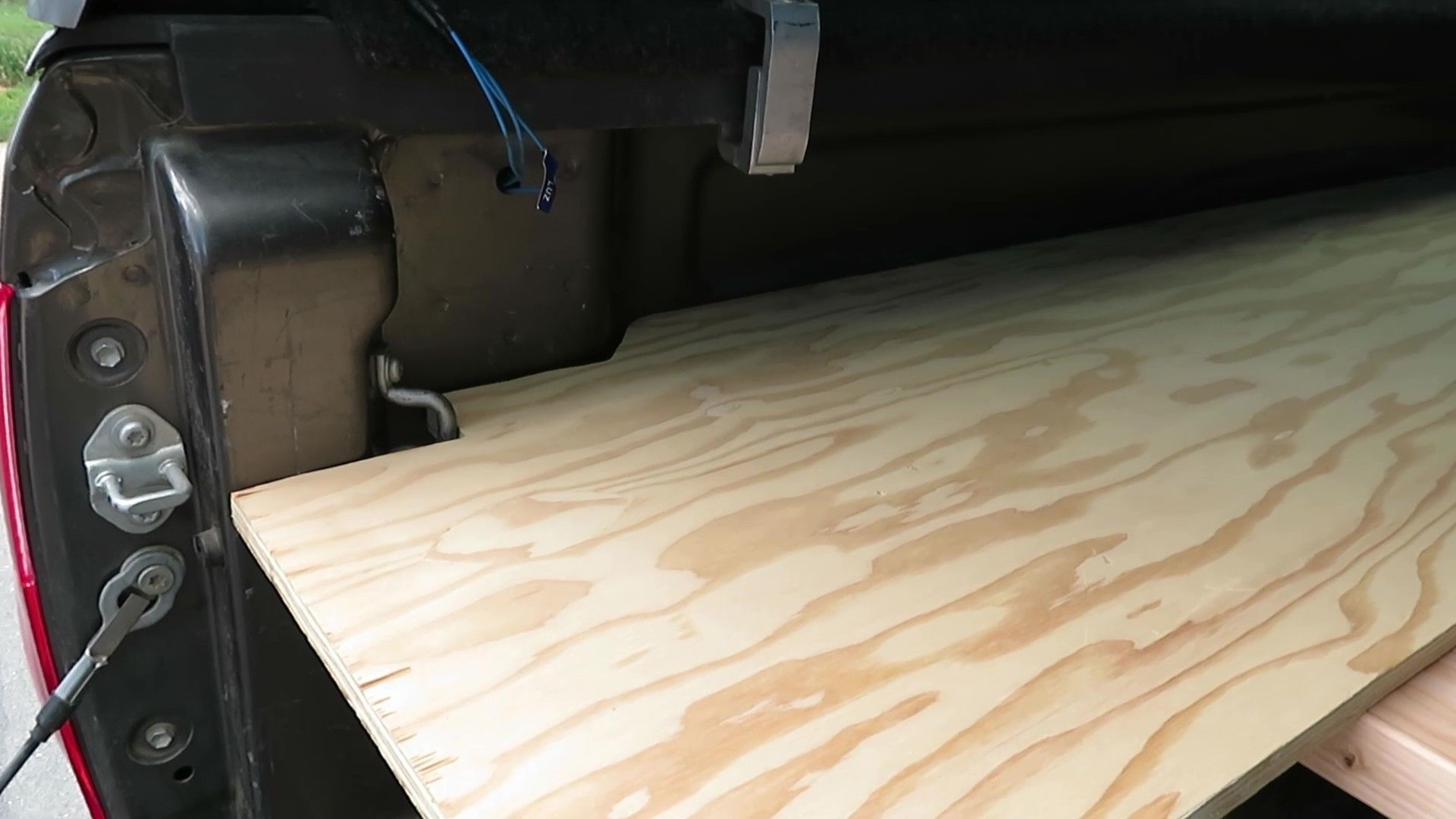 DIY Cheap Minimalist Truck Shell Camper Bed Platform : 5 Steps (with ...