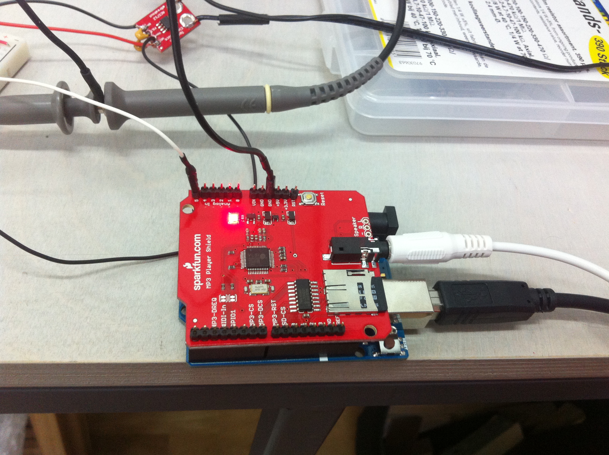 Interactive Sculpture (Talking Double Head by Touching Plasma Ball) : 7 ...