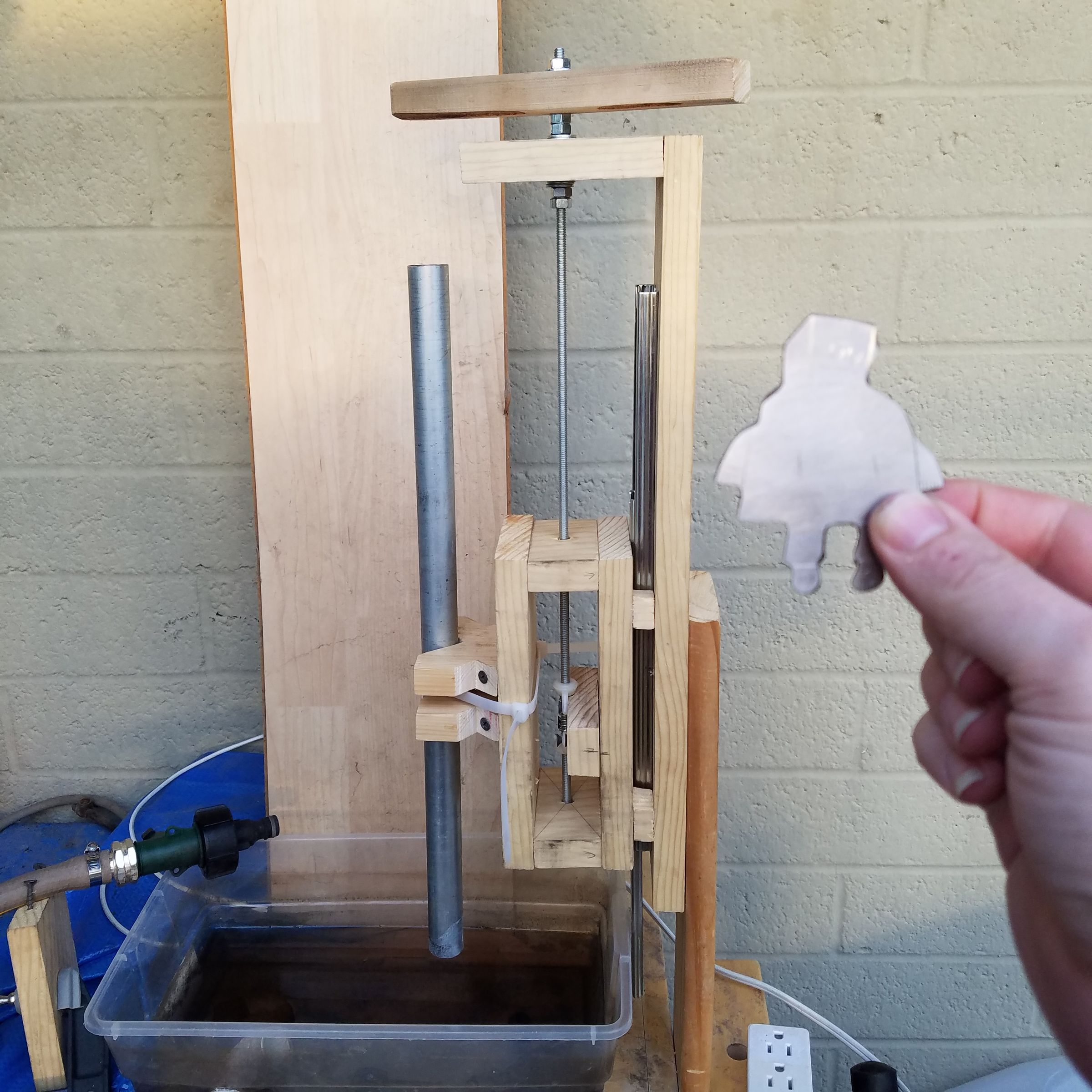 EDM - Electrical Discharge Machining : 8 Steps (with Pictures ...