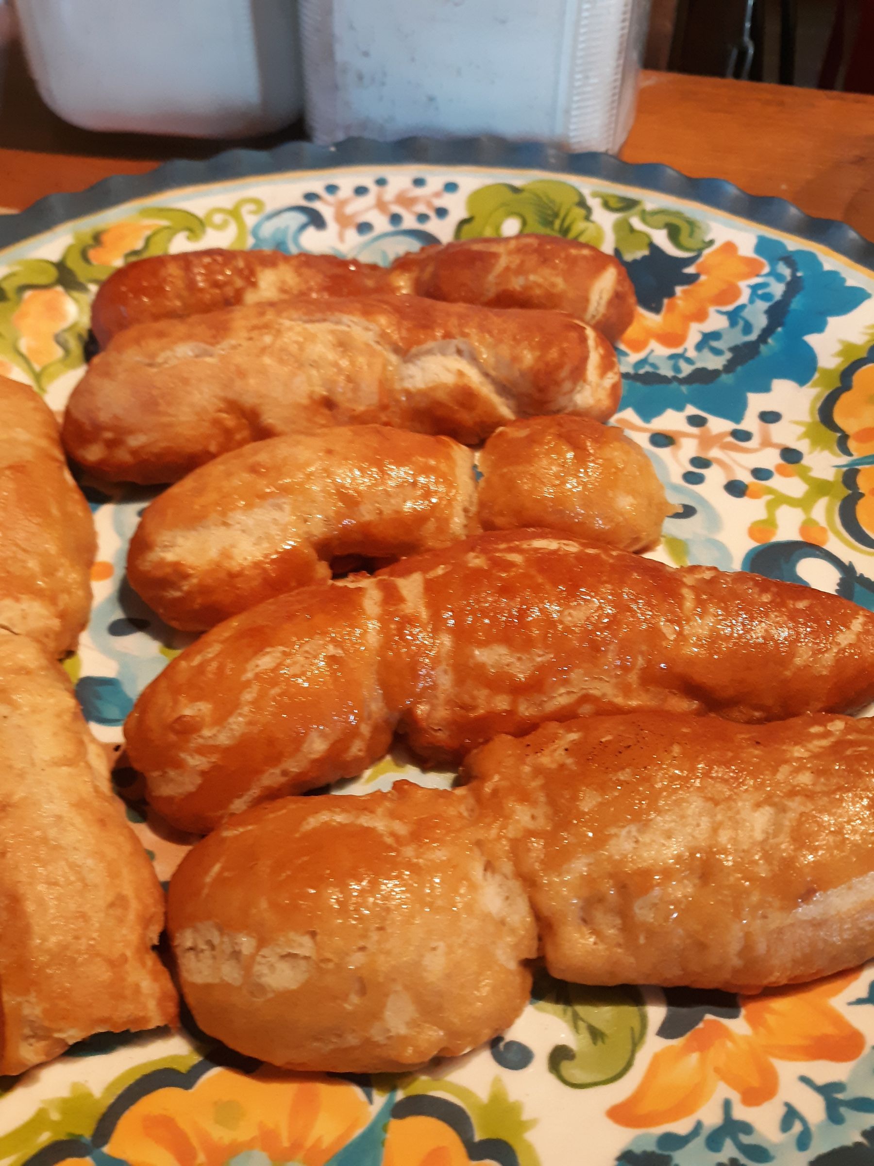 How to Make German Soft Prezels With Cheese Sauce : 7 Steps - Instructables