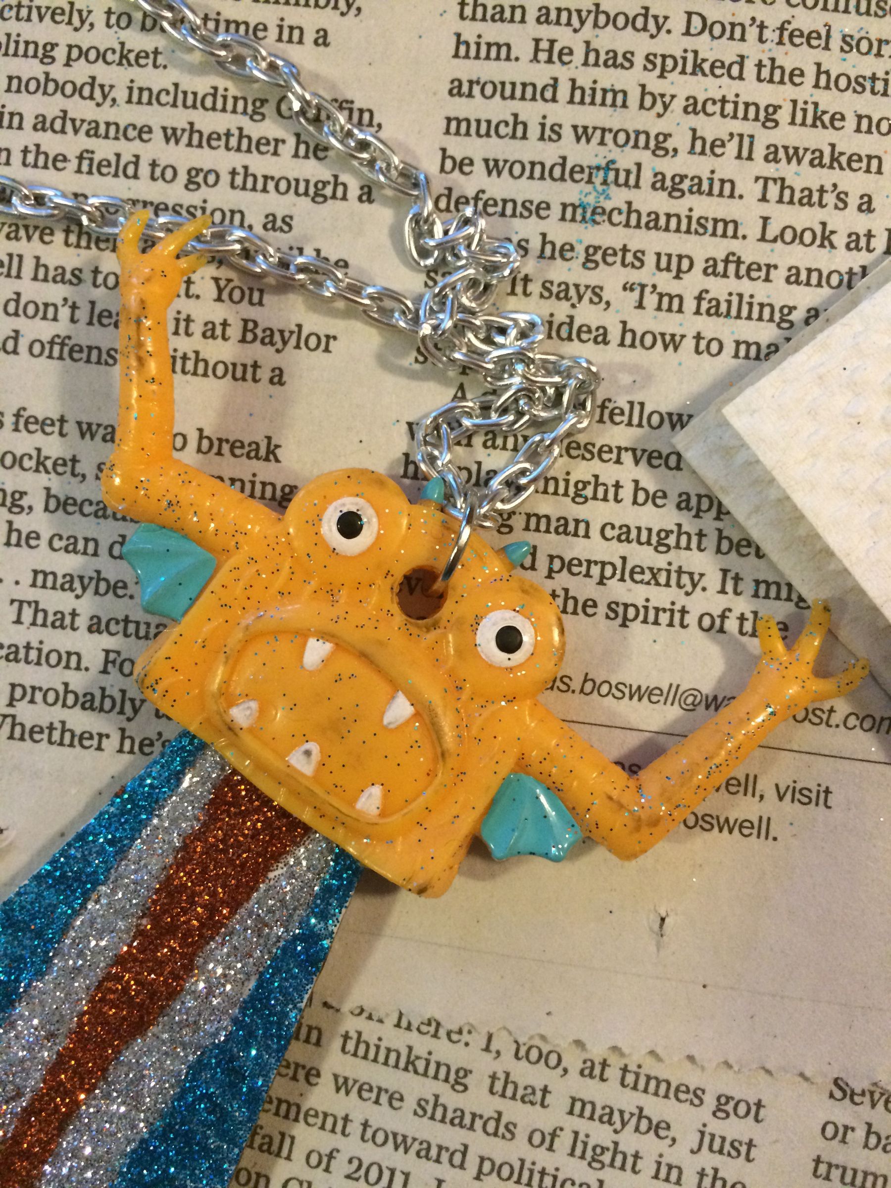 GLITTER MONSTER Necklaces! : 14 Steps - Instructables