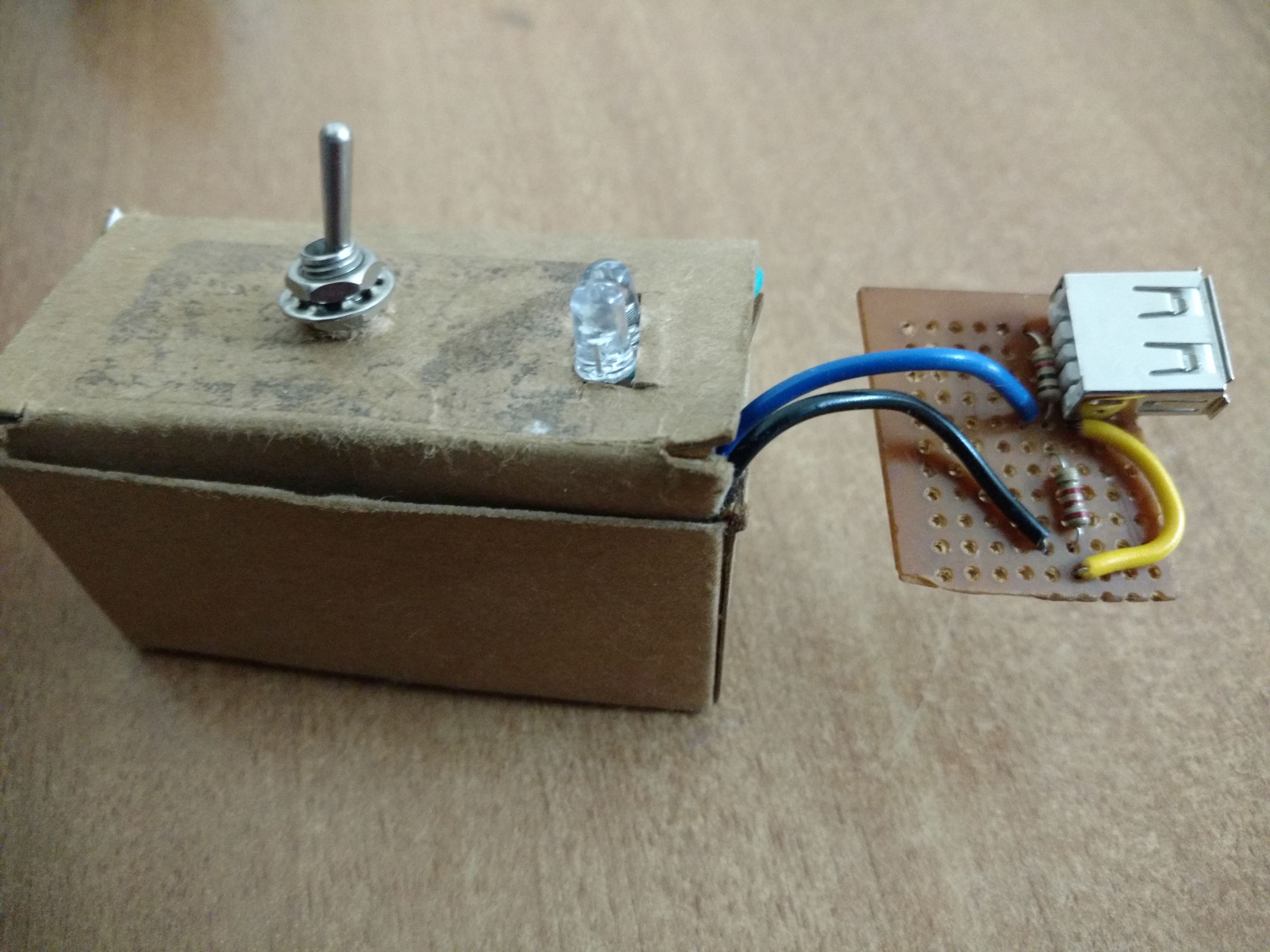 Mini DIY Emergency Light With a 5v USB Charging : 10 Steps (with ...