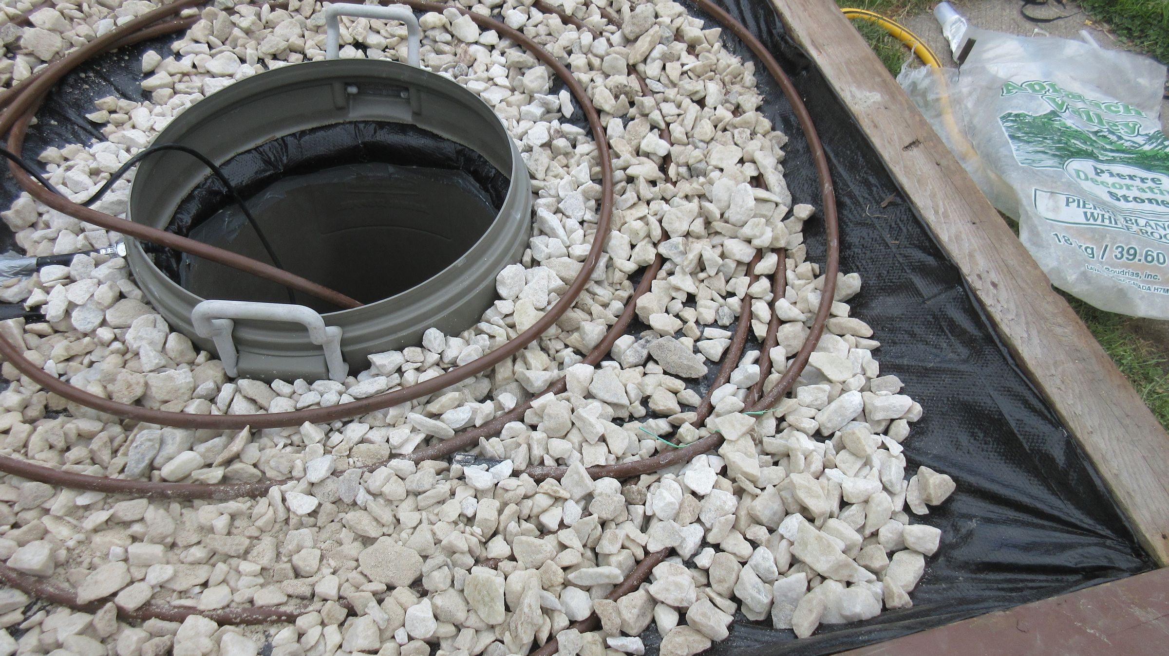 Going Down the Fish Pit : 8 Steps (with Pictures) - Instructables