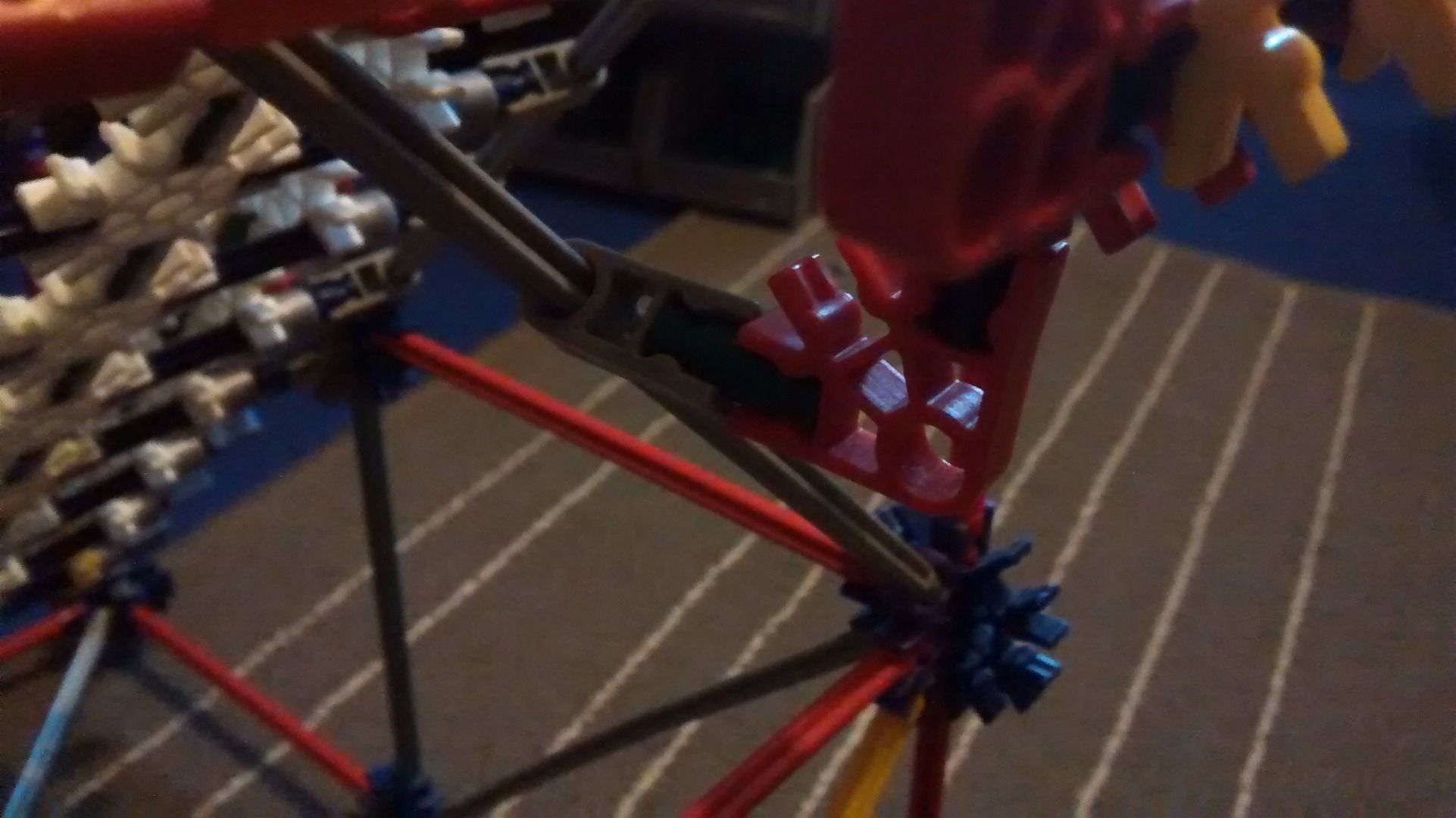 The Corkscrew | a K'nex Ball Machine Lift : 8 Steps - Instructables