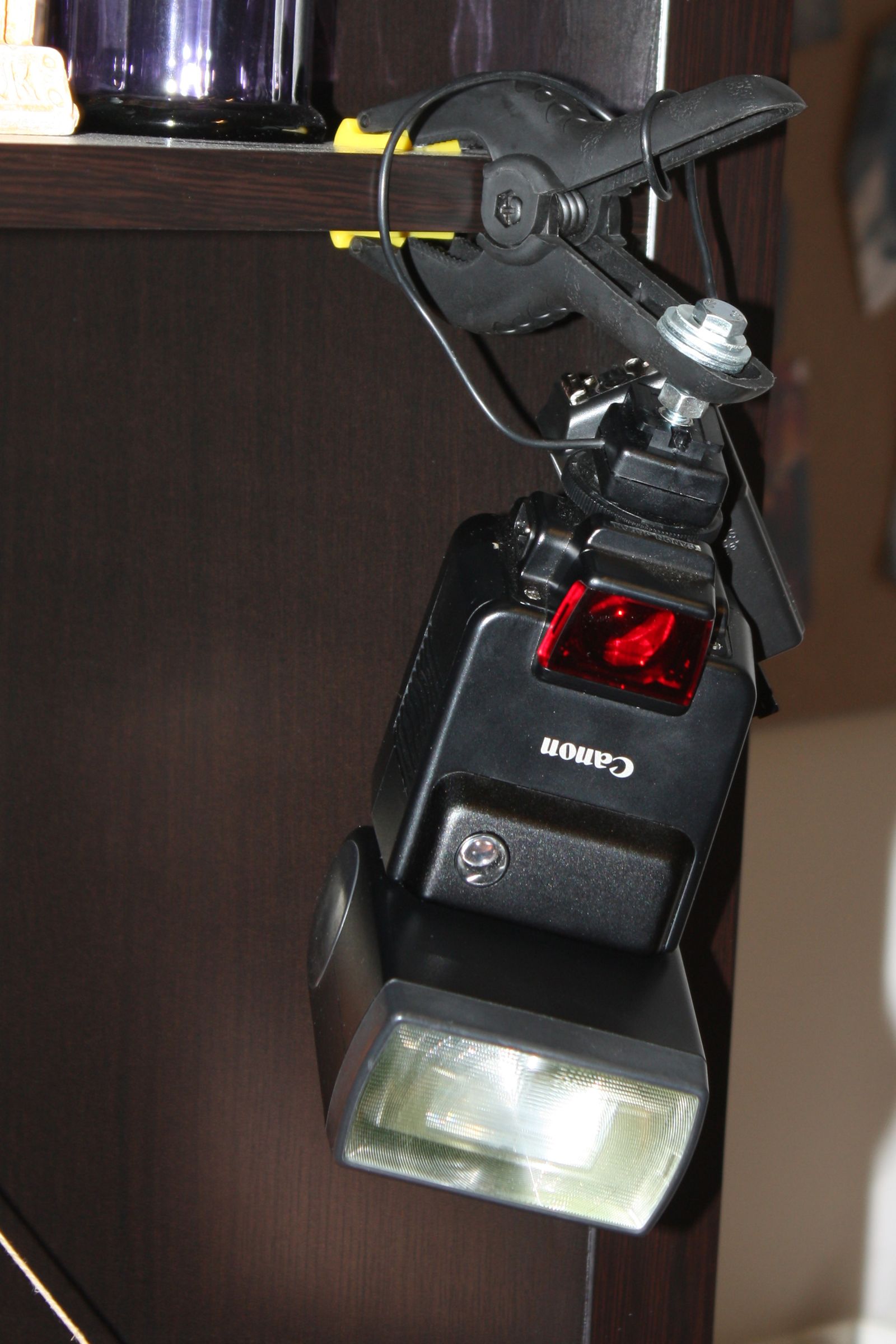 80 CENTS FLASH CLAMP - Instructables