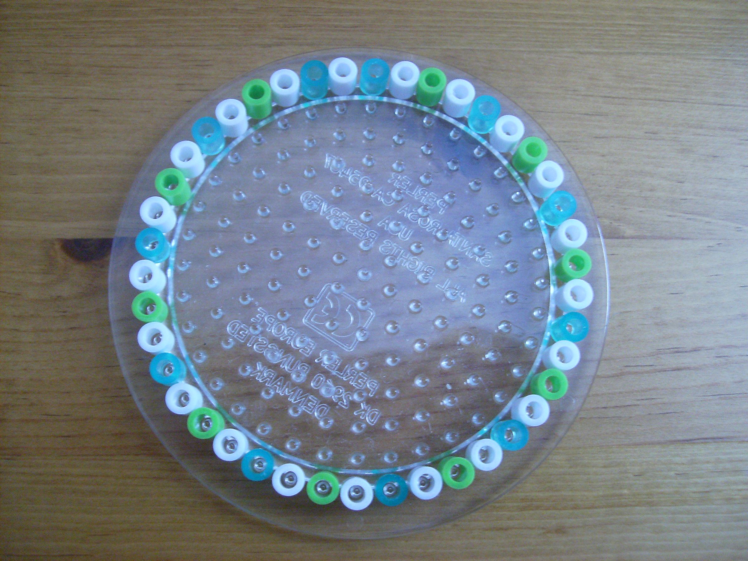 How to Make a Perler Bead Peace Sign : 8 Steps - Instructables