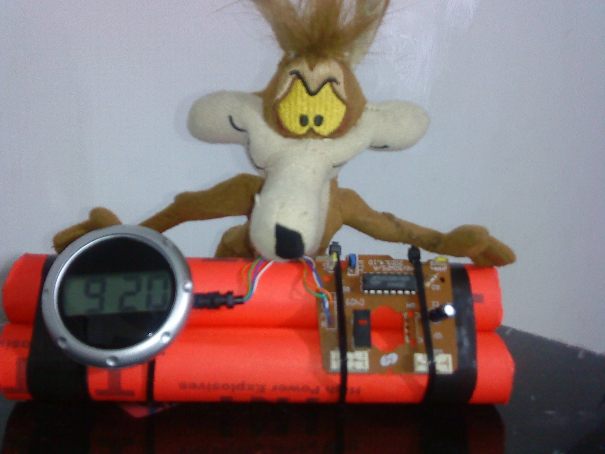 TNT Clock : 4 Steps - Instructables