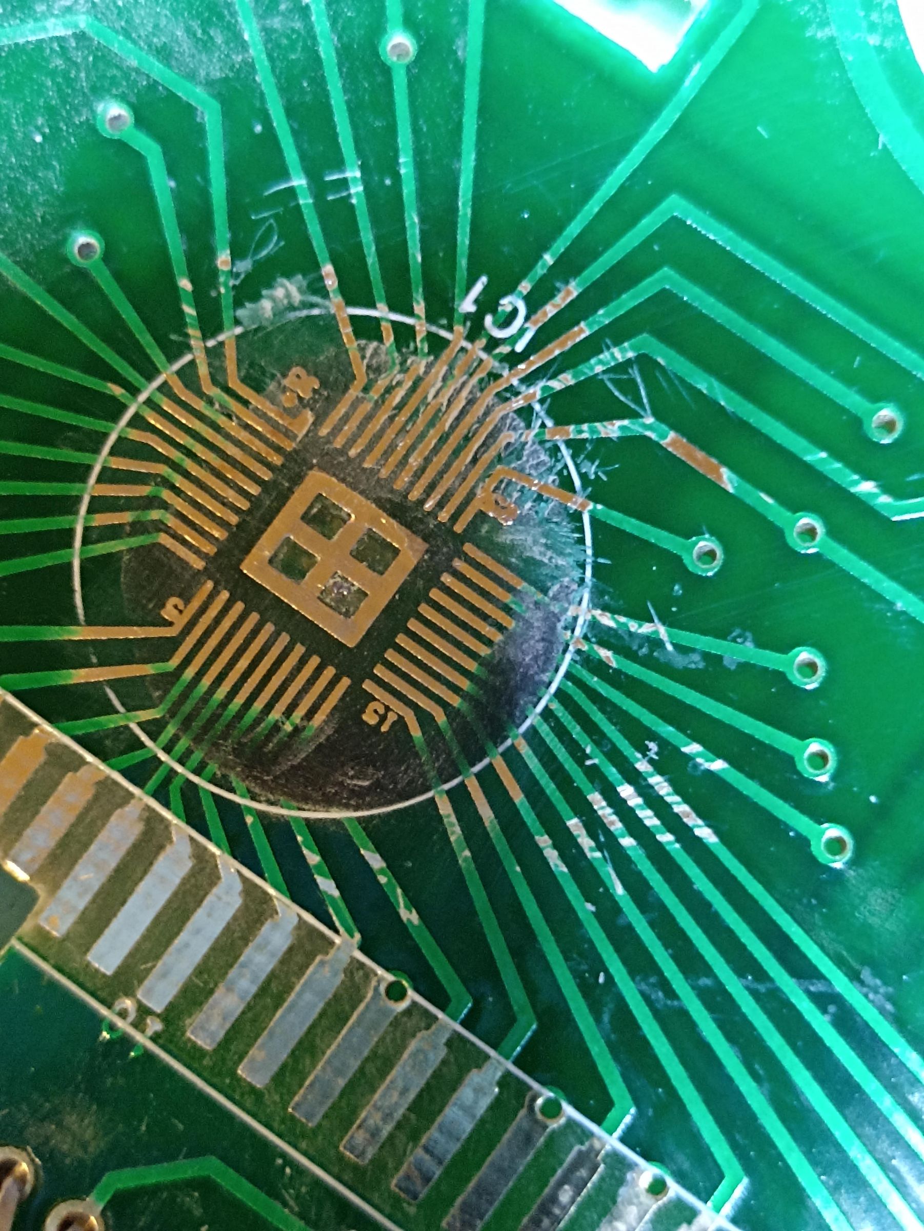 Replacing a 40 Pin COB With a 44 Pin QFP : 3 Steps (with Pictures ...