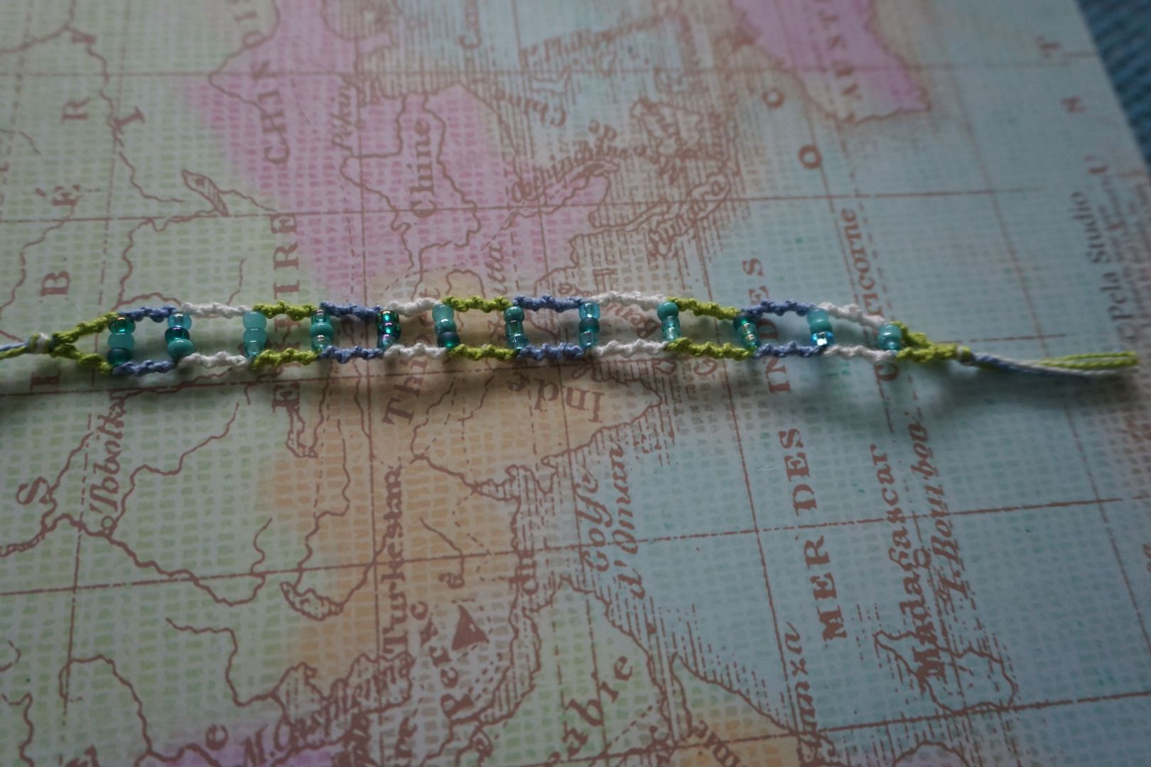 Ladder Friendship Bracelet : 9 Steps (with Pictures) - Instructables