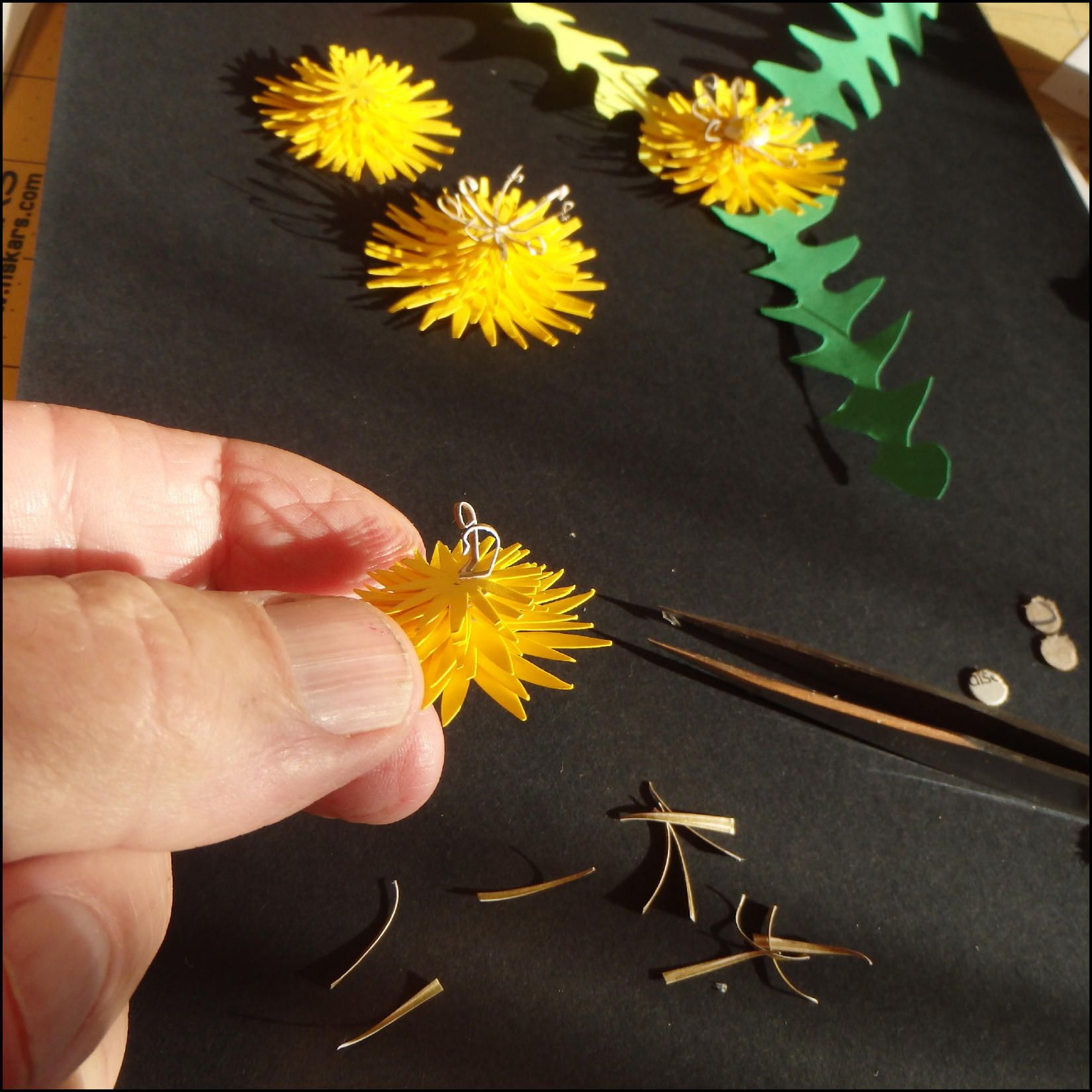 How to Make Paper Dandelions : 6 Steps (with Pictures) - Instructables