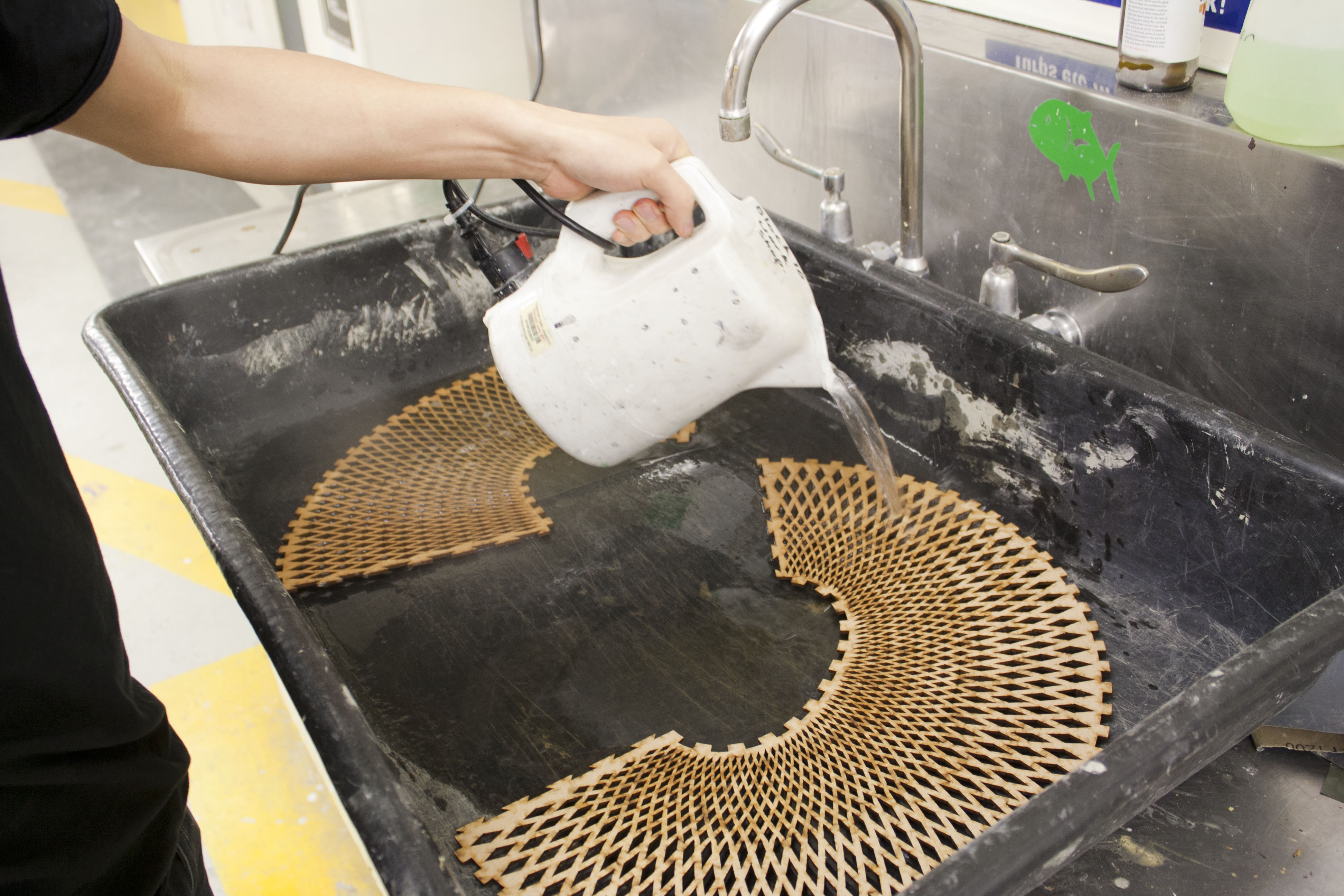 Kerf Table Lamp : 4 Steps (with Pictures) - Instructables