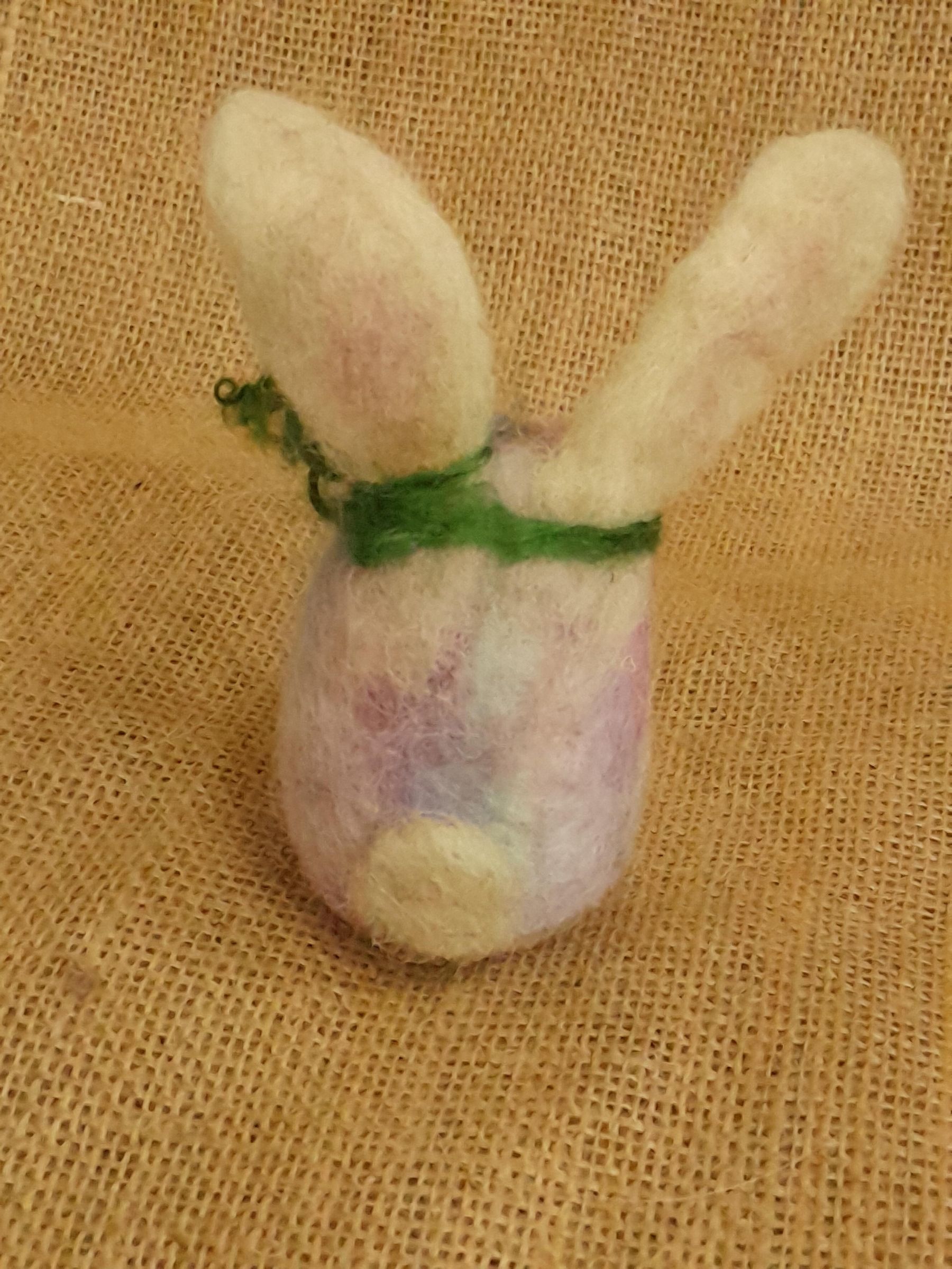 Needle Felted Easter Egg Bunny, Perfect Beginners Project : 8 Steps ...