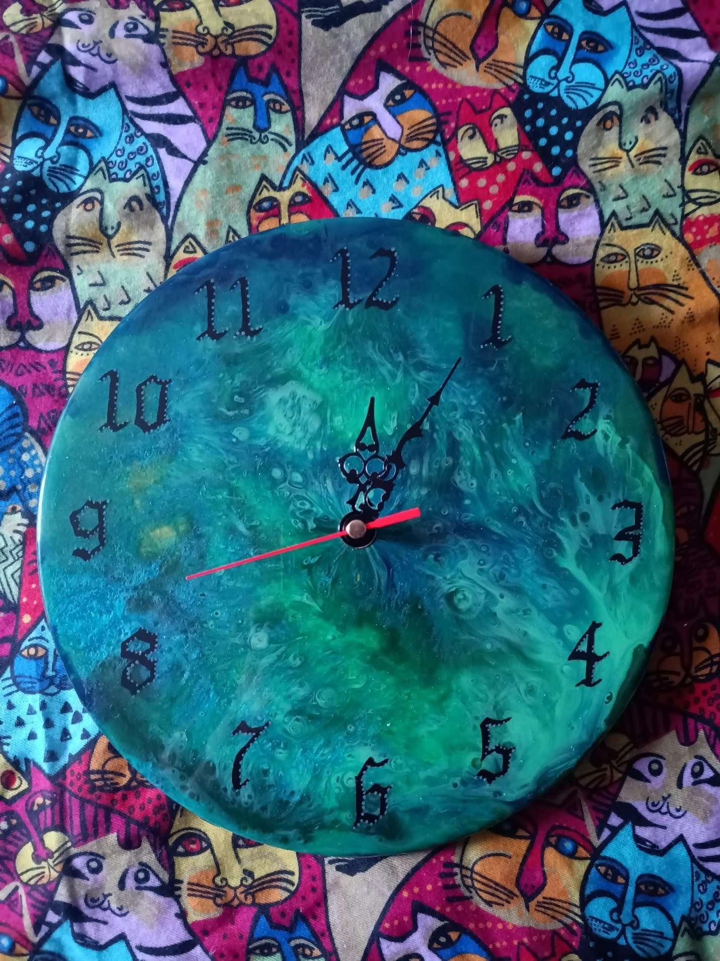 Green Chaos Clock : 12 Steps (with Pictures) - Instructables