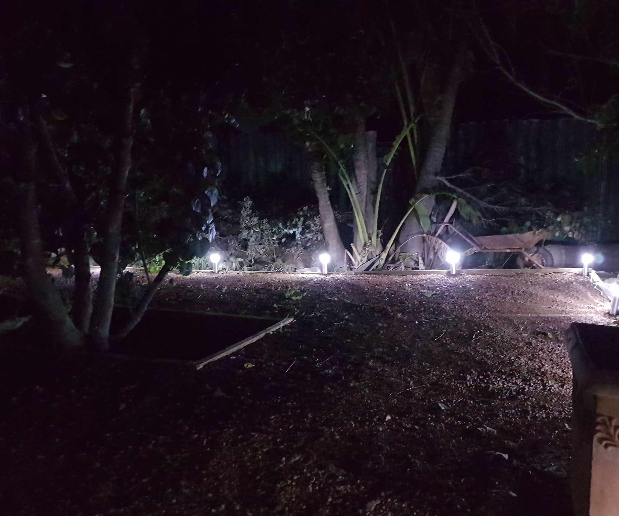 Solar Garden Lights on a Larger Solar System : 6 Steps - Instructables