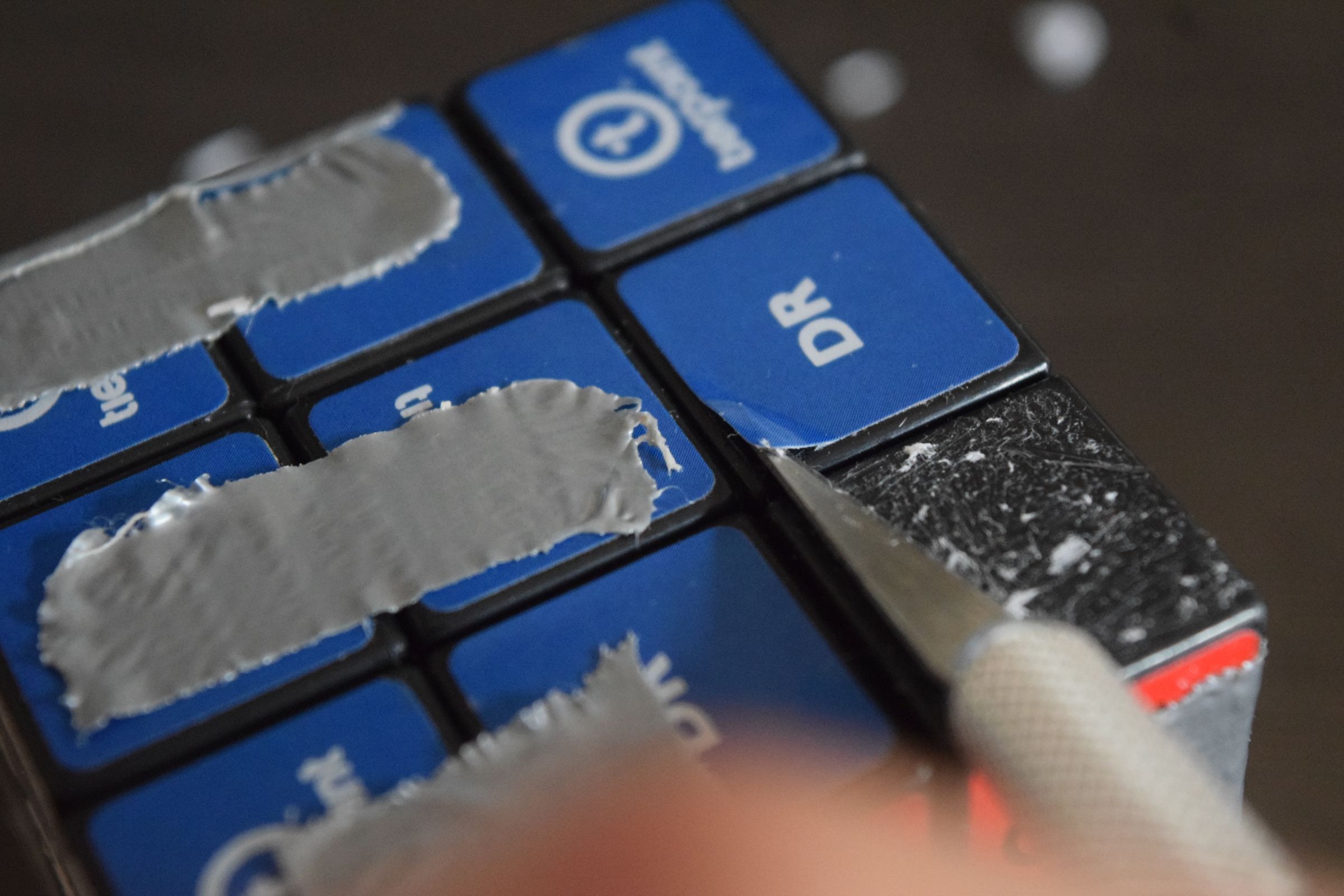 Bandaged Rubik's Cube : 9 Steps (with Pictures) - Instructables