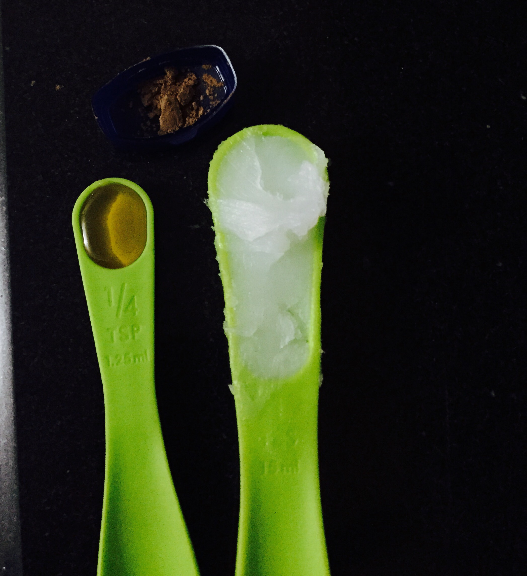 3 Ingredient Lip Balm - Instructables