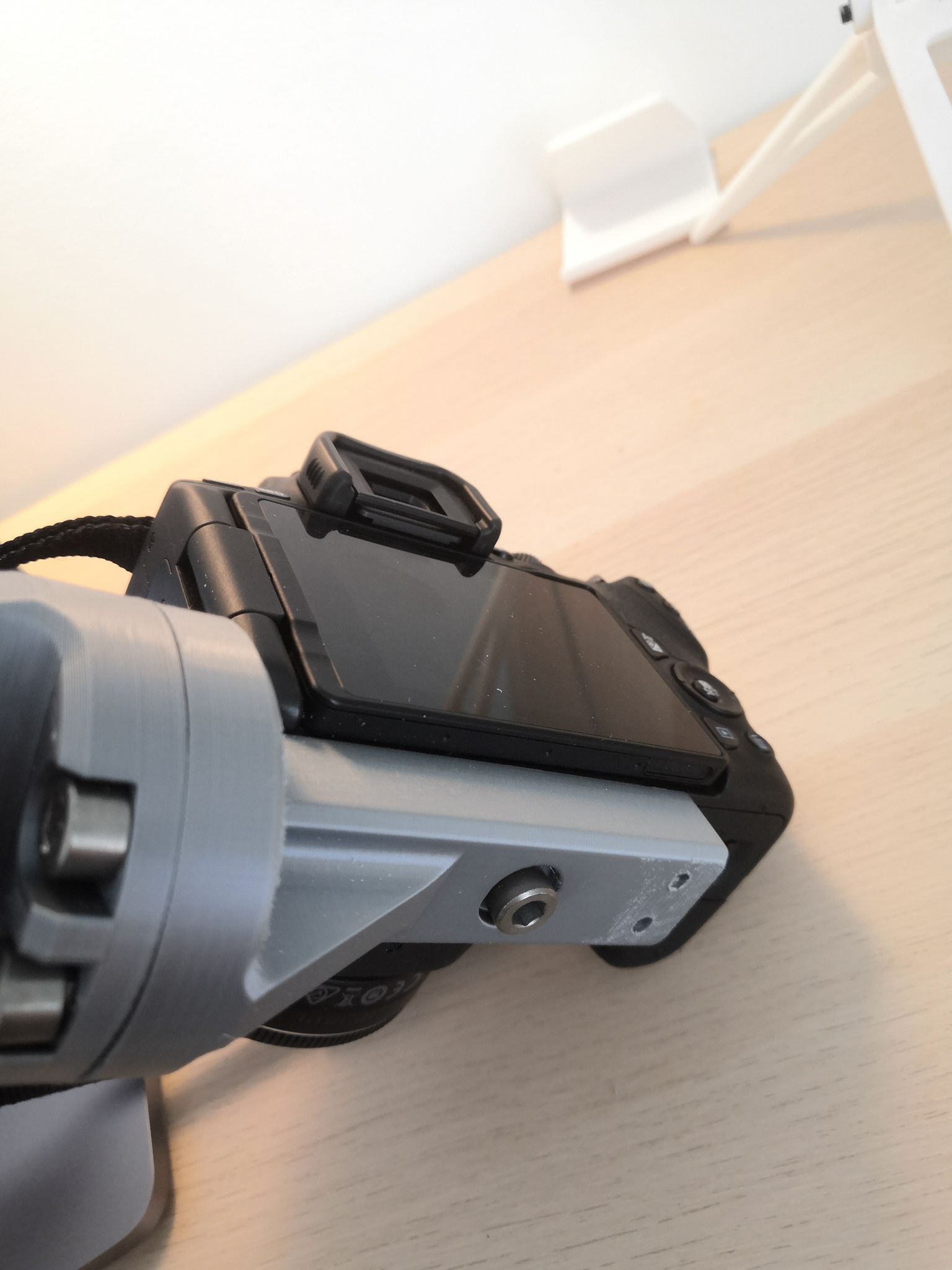 Sturdy But Adjustable Camera Holder : 4 Steps (with Pictures ...