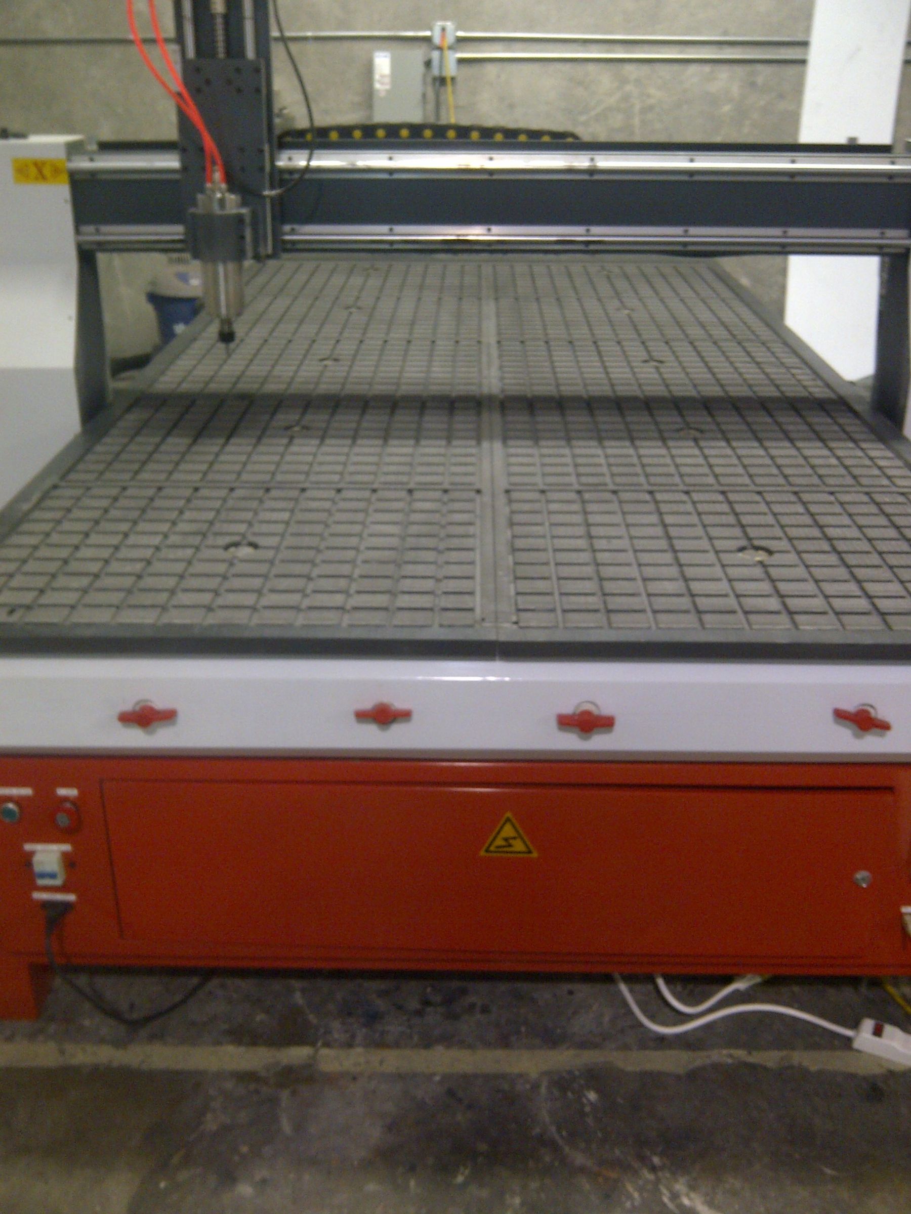 Planing the Tabletop of Your Industrial CNC Router : 3 Steps ...