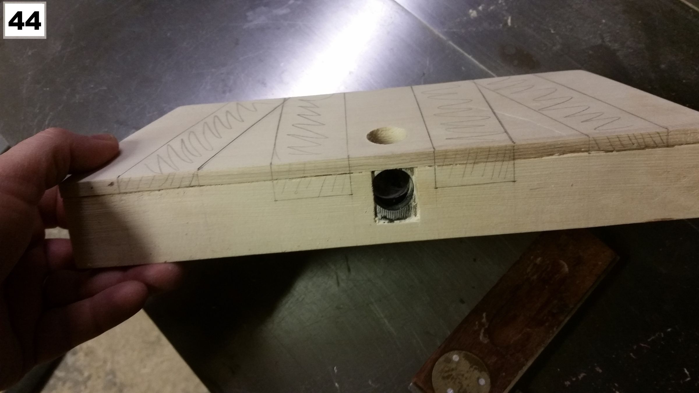 Folding Portable Workbench With Quick Release Vise : 11 Steps (with ...