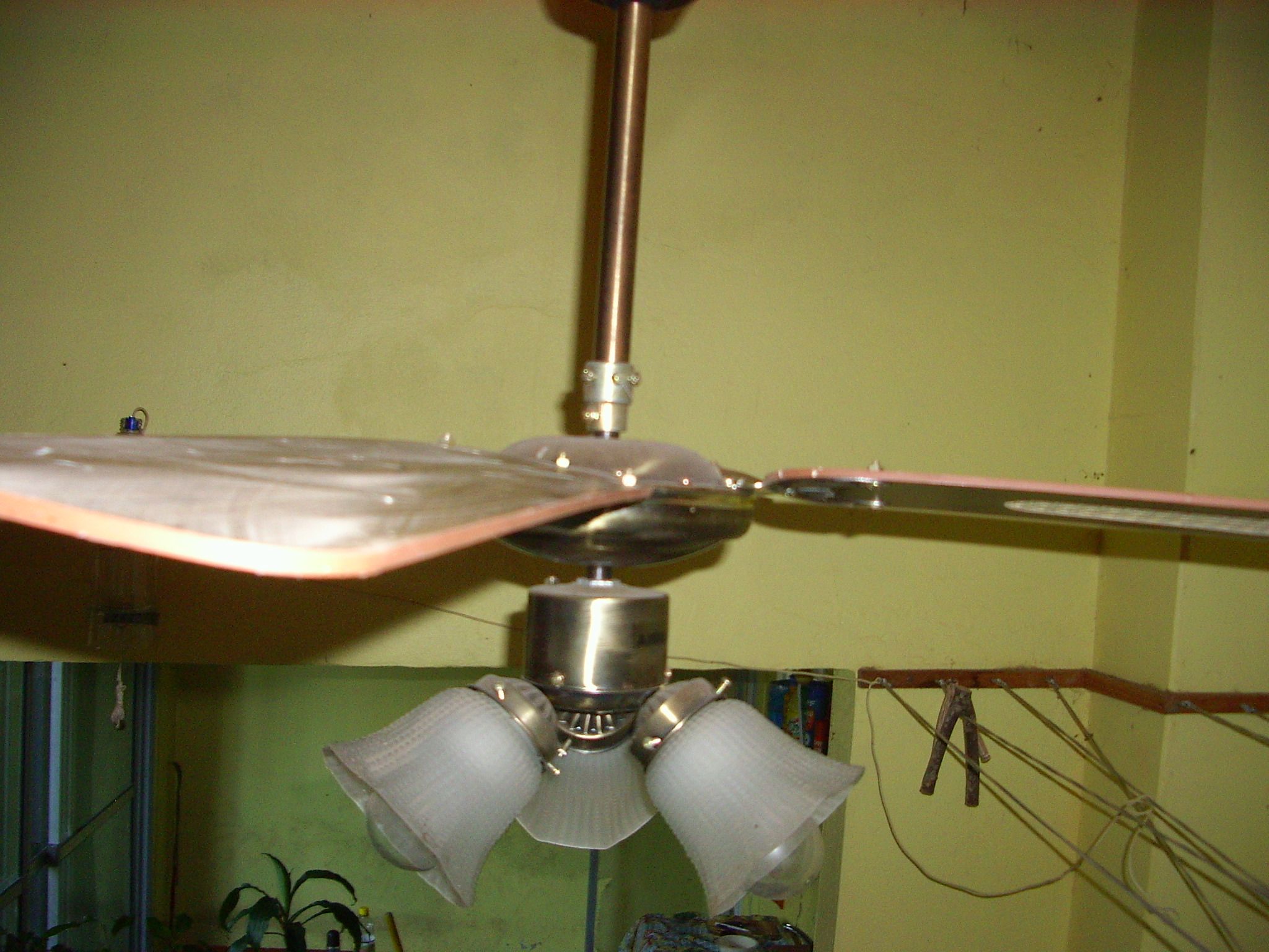 Balancee Ese Ventilador De Techo! (Balance That Ceiling Fan!) : 7 Steps (with Pictures ...