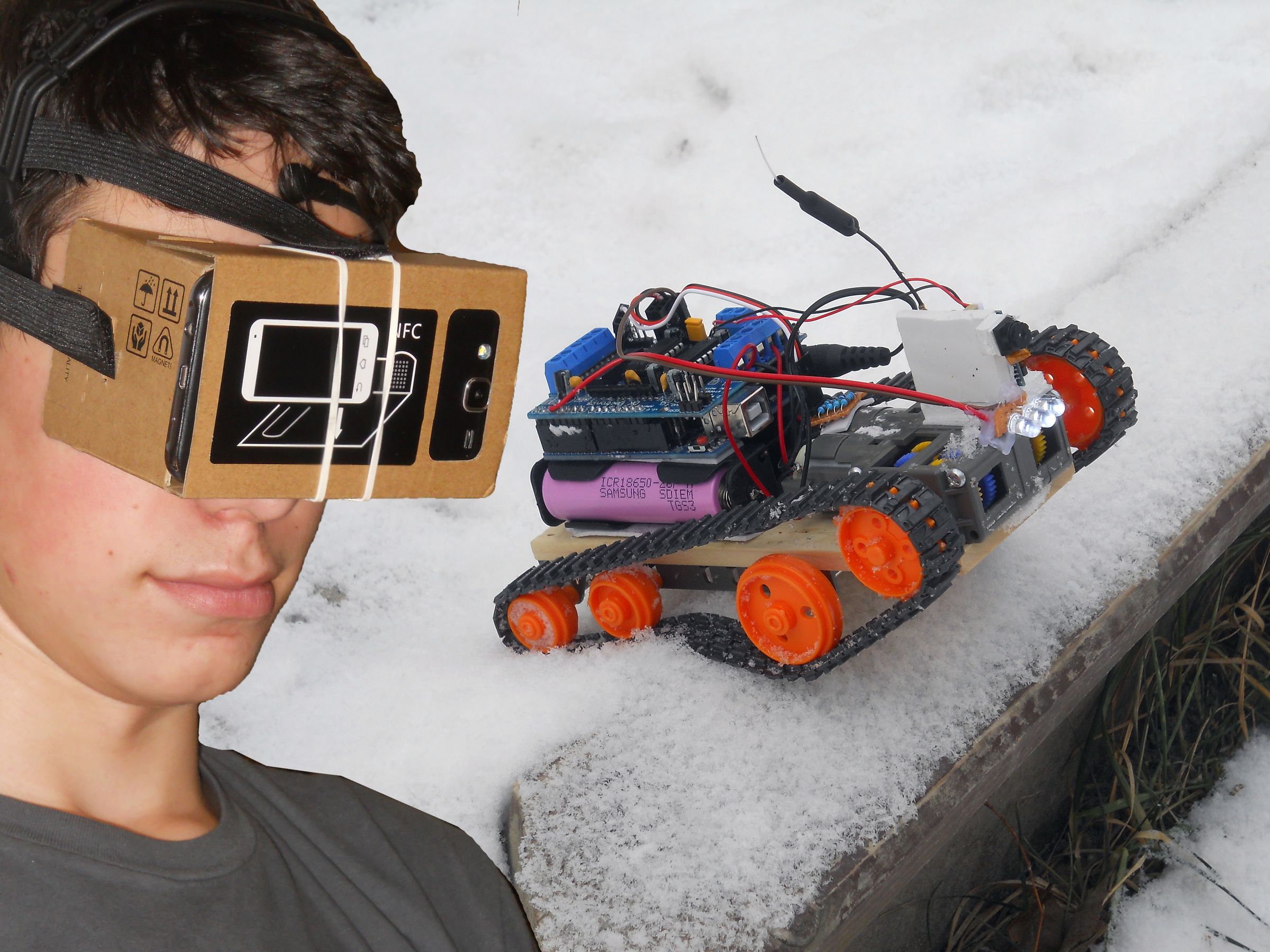 FPV Virtual Reality Arduino Controlled Tracked Robot : 17 Steps (with ...