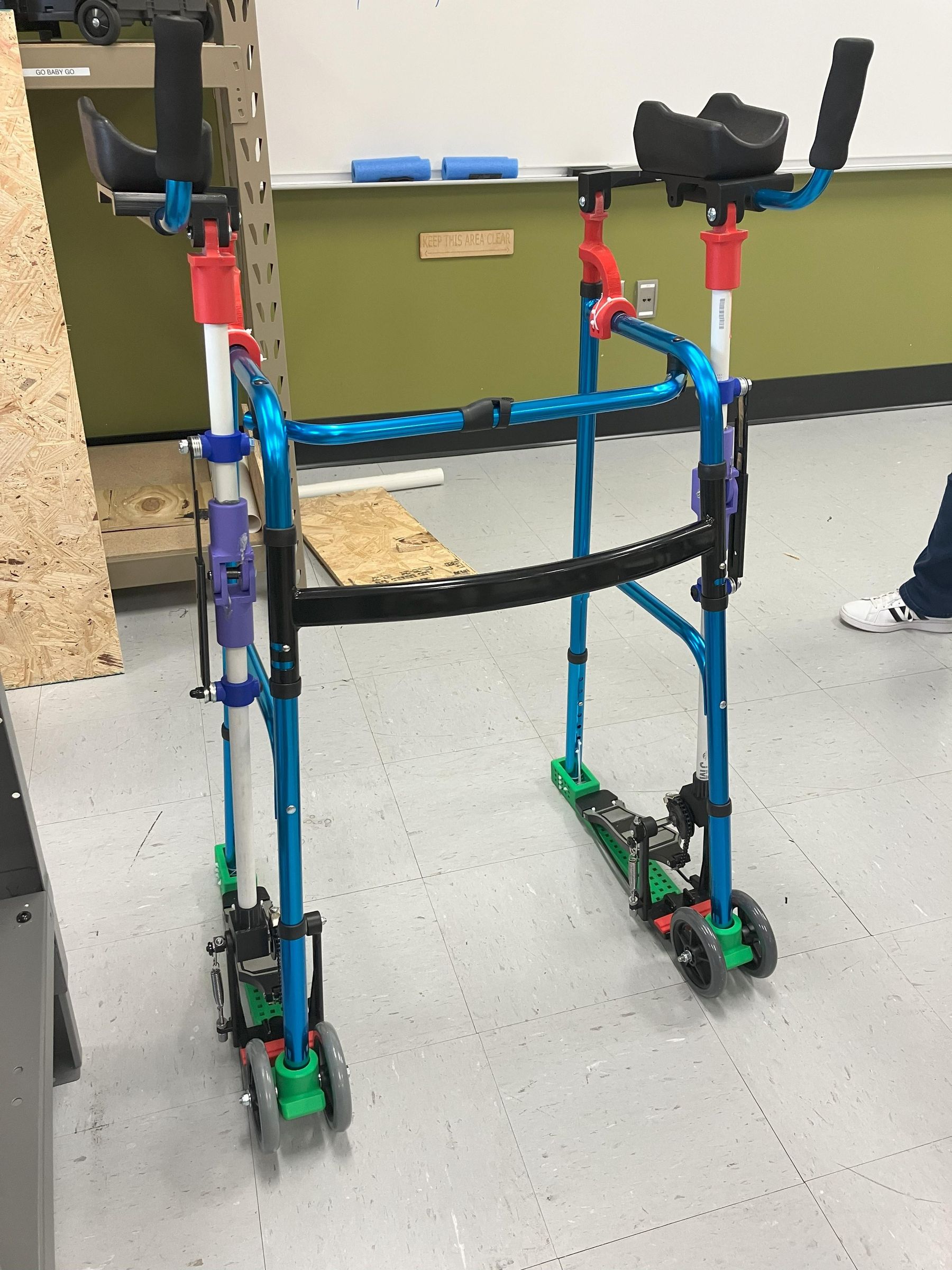 Adaptive Arm-lifting Attachment for a Standard Walker : 6 Steps ...