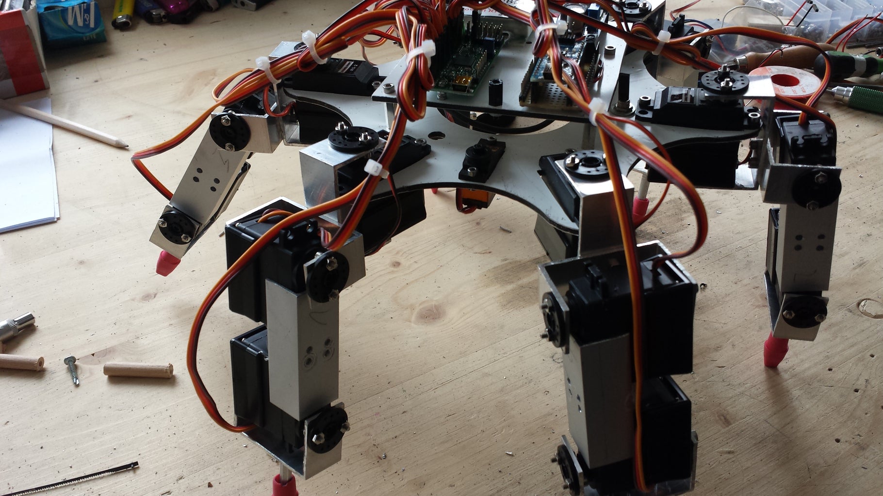 Hexapod Arduino Pololu Maestro Servo Controll : 11 Steps - Instructables Hexapod Arduino Pololu Maestro Servo Controll : 11 Steps - Instructables
