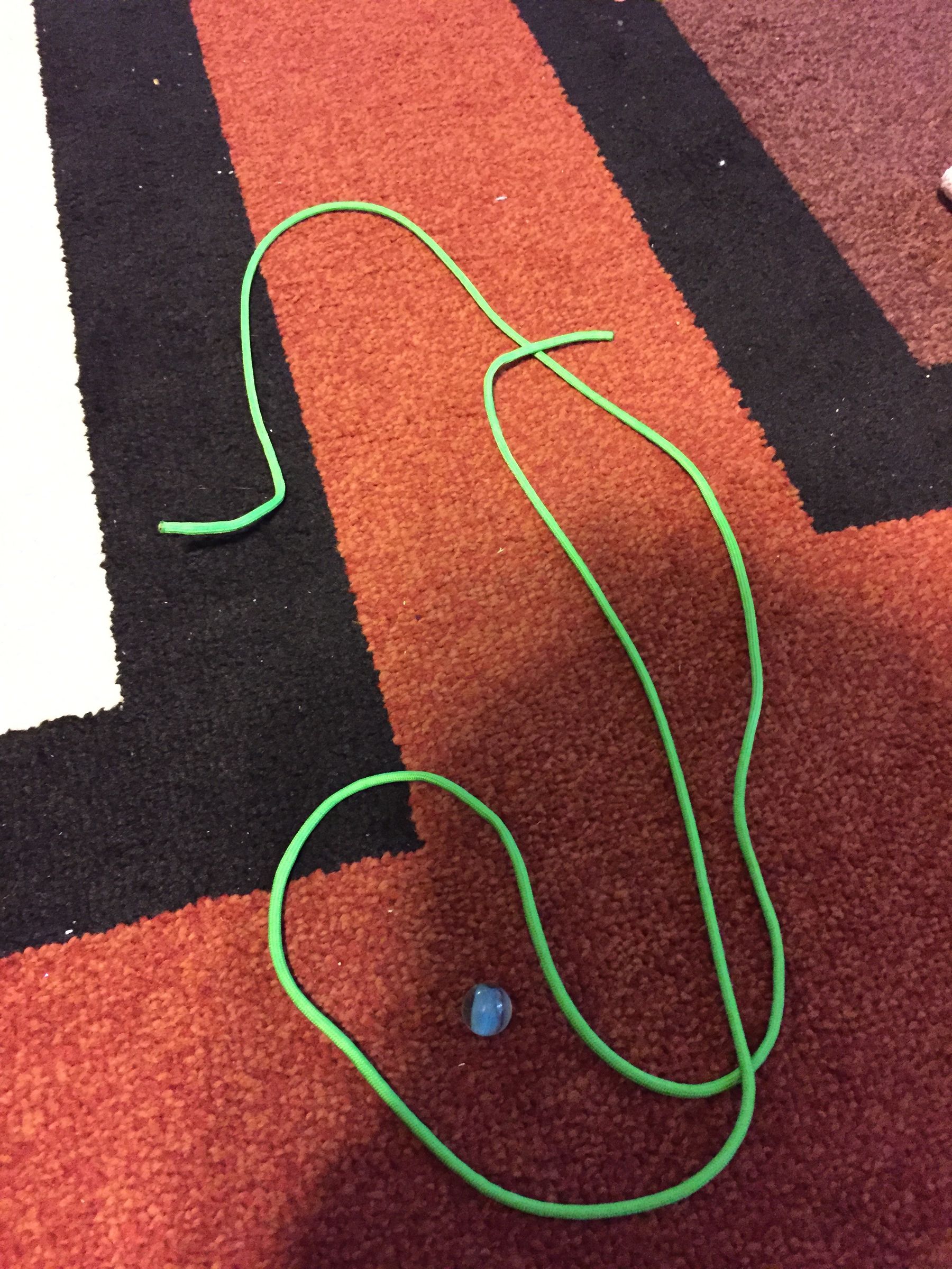 How To: Monkey Fist Necklace : 10 Steps - Instructables