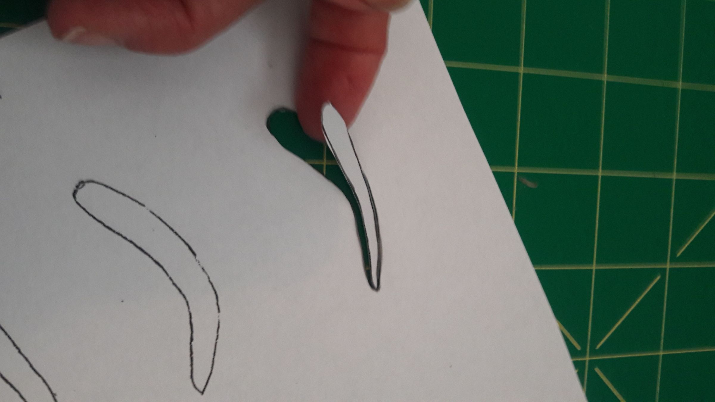 DIY Eyebrow Stencils With Printable Template! : 6 Steps - Instructables