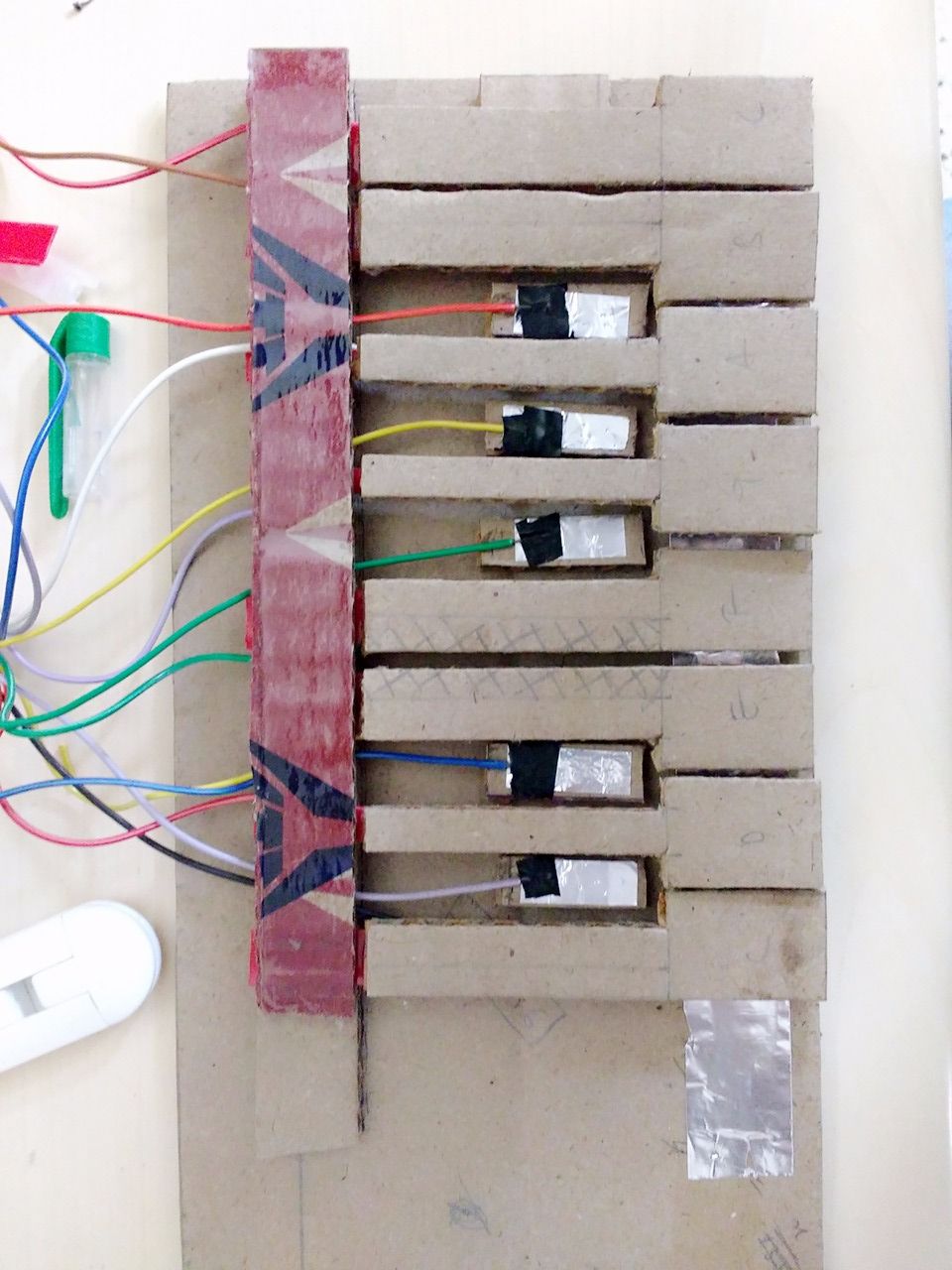 Cardboard Piano : 9 Steps (with Pictures) - Instructables