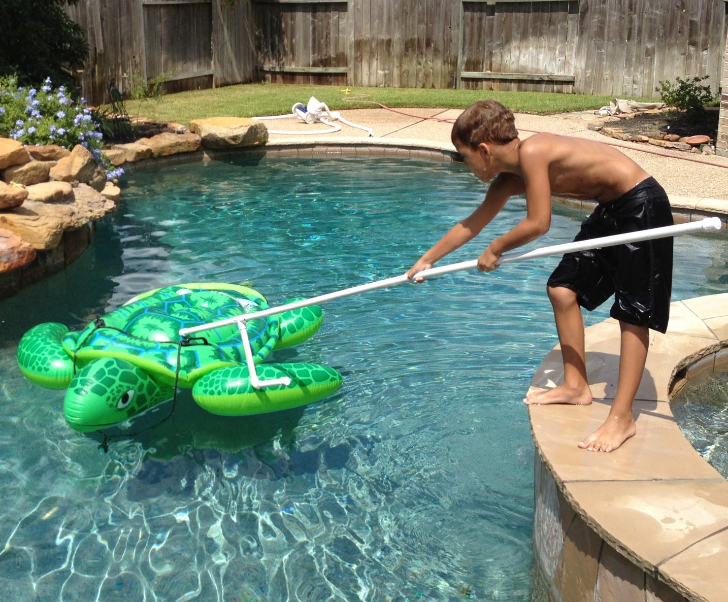 PVC Pool Tool (DIY Shepherd's Hook) : 3 Steps (with Pictures ...