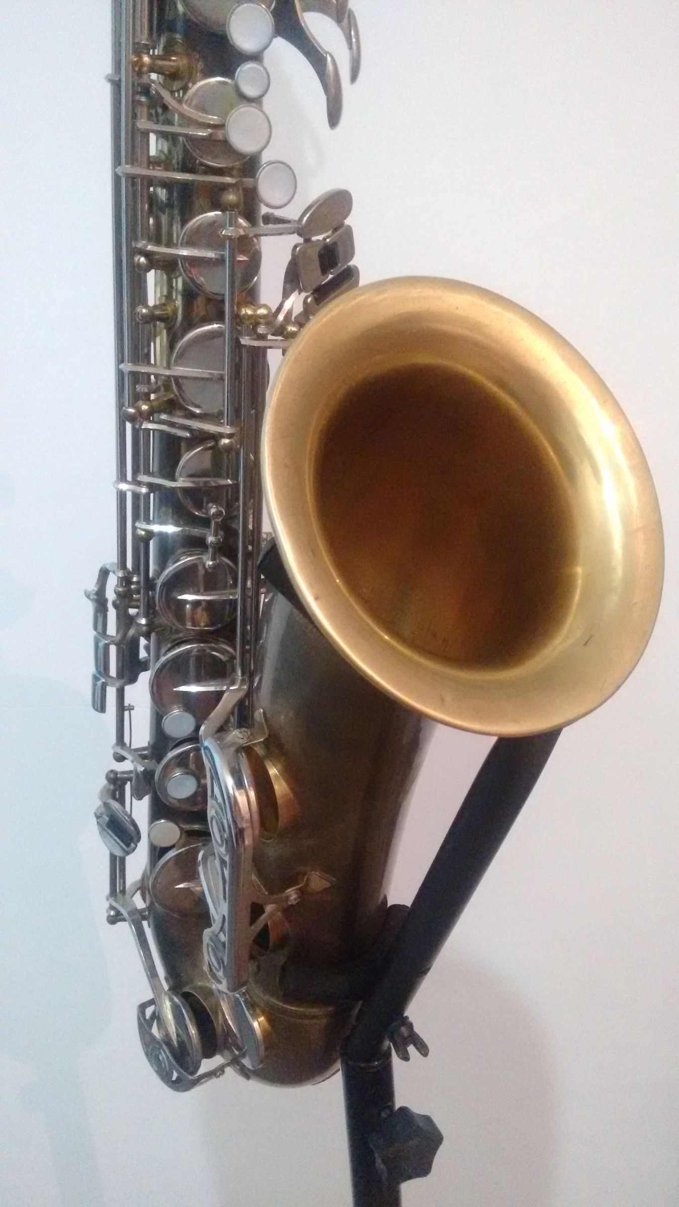 Vintage Finishing Overhaul Saxophone With No Chemicals : 4 Steps (with ...